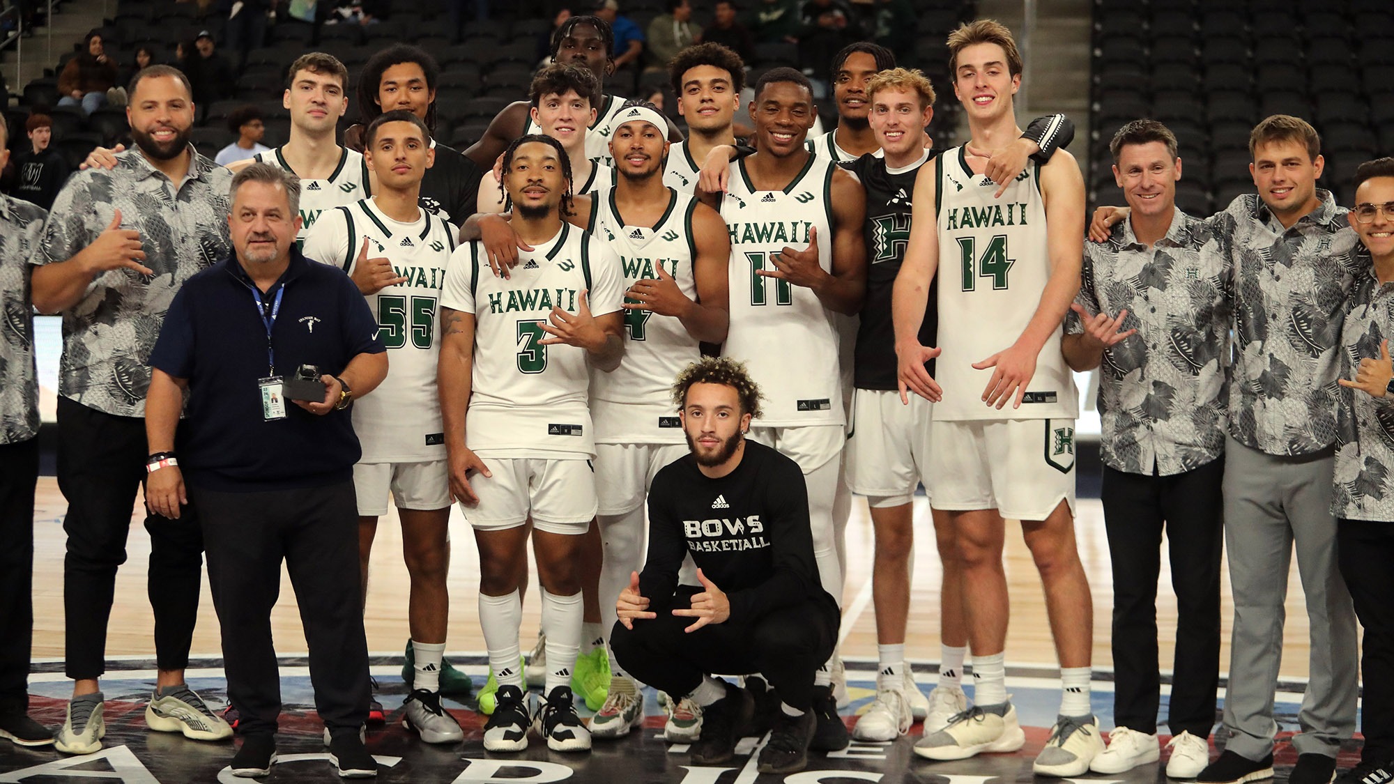Rainbow Warriors Top San Diego To Claim Acrisure Invitational Title ...