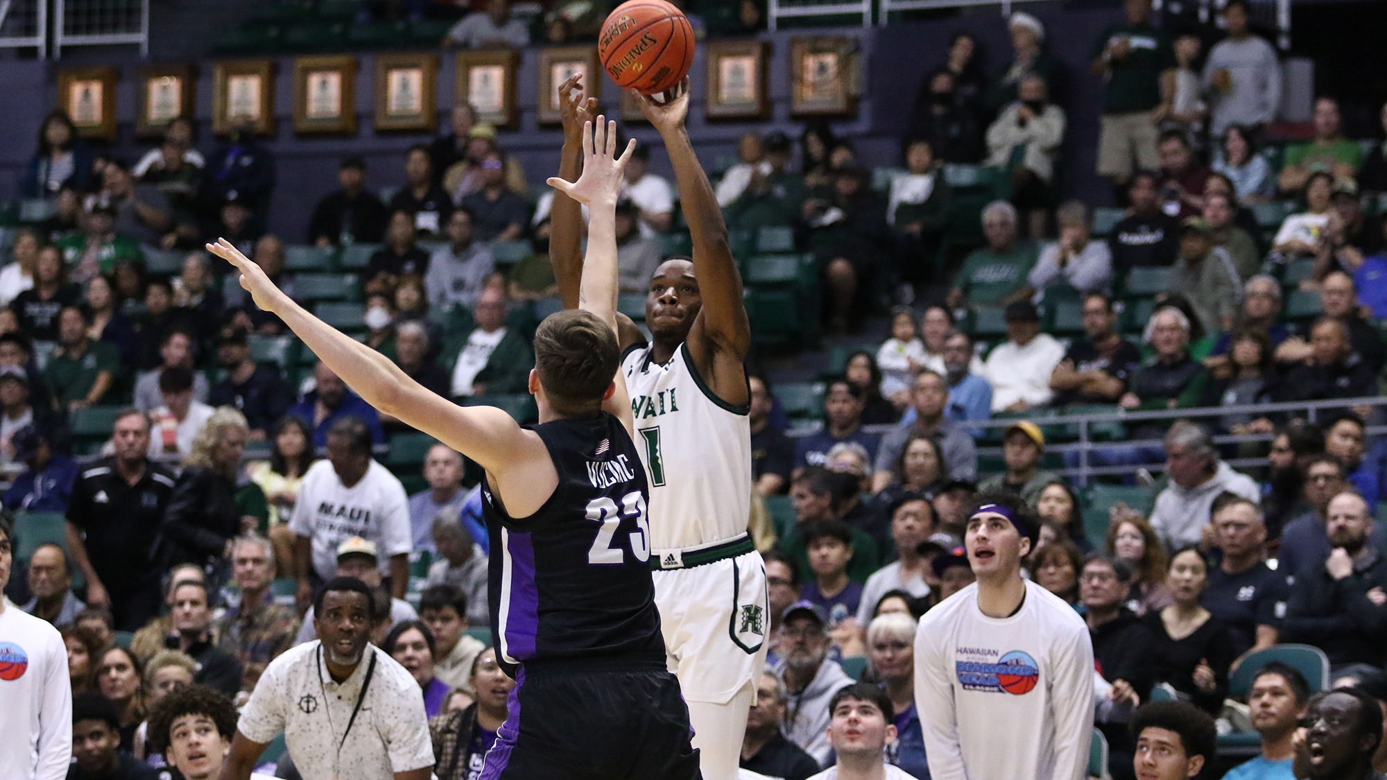 Matthue Cotton - Men's Basketball - University of Hawai'i at Manoa ...