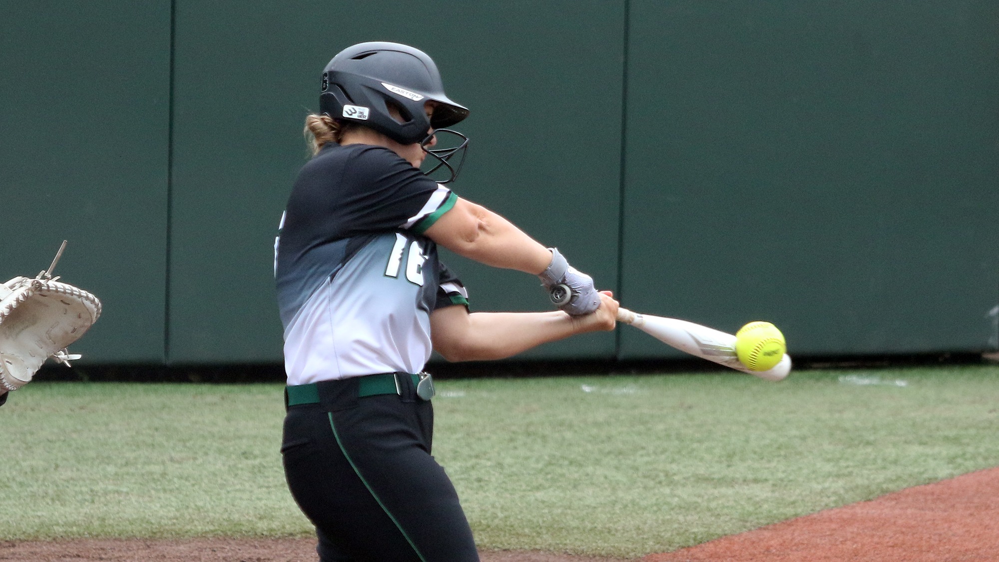 Haley Johnson - Softball - University of Hawai'i at Manoa Athletics