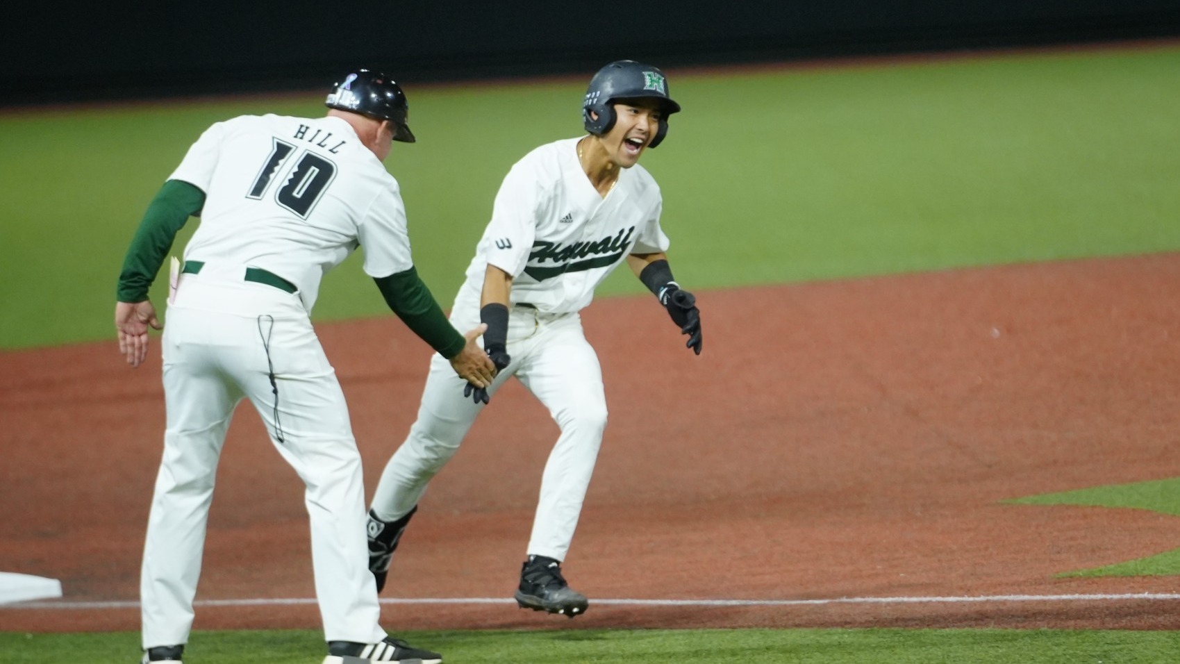 Baseball Wins Eighth Straight at Home - University of Hawai'i at Manoa ...