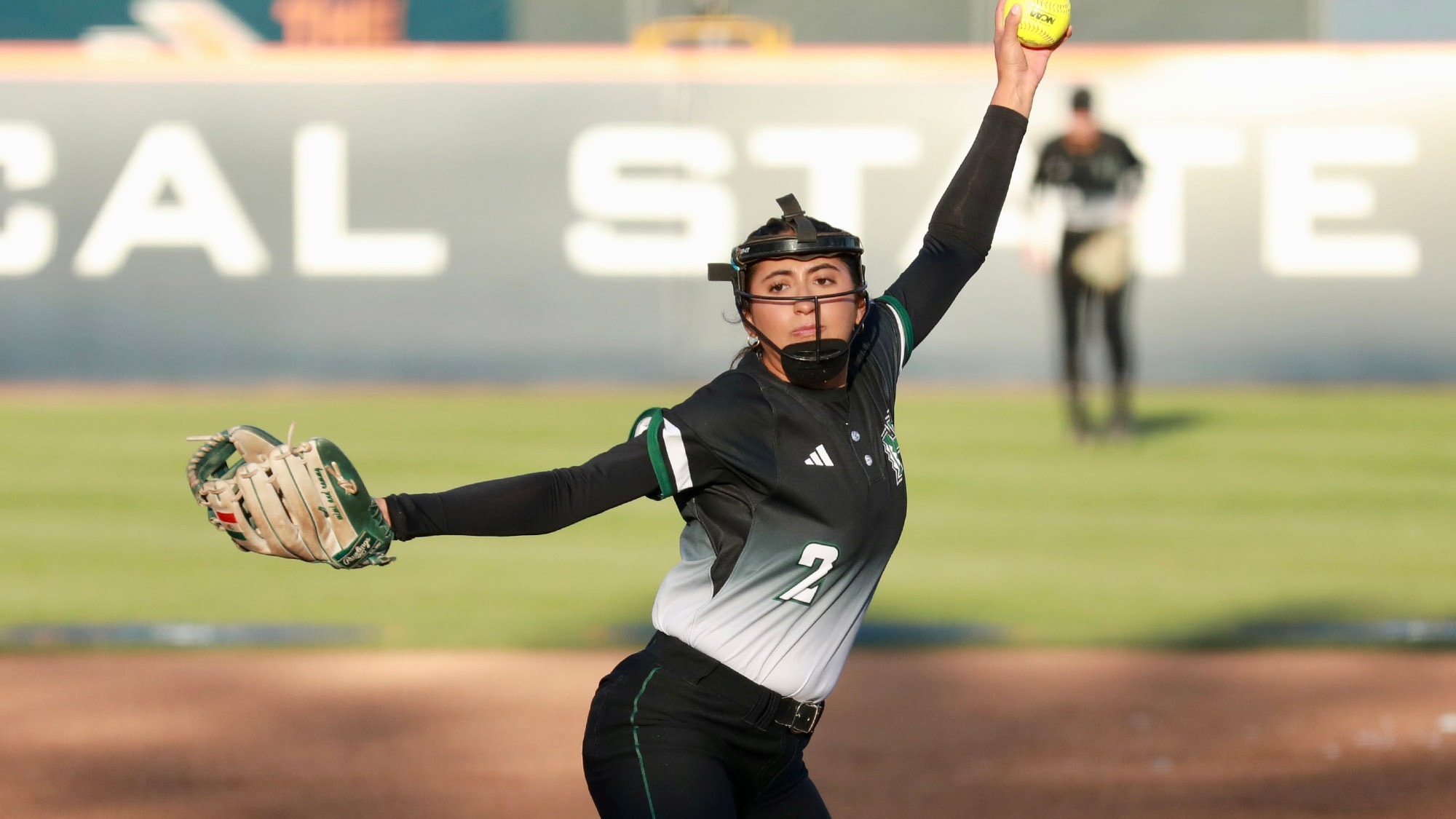 Softball Falls In Pitcher's Duel to Cal State Fullerton, 1-0 ...