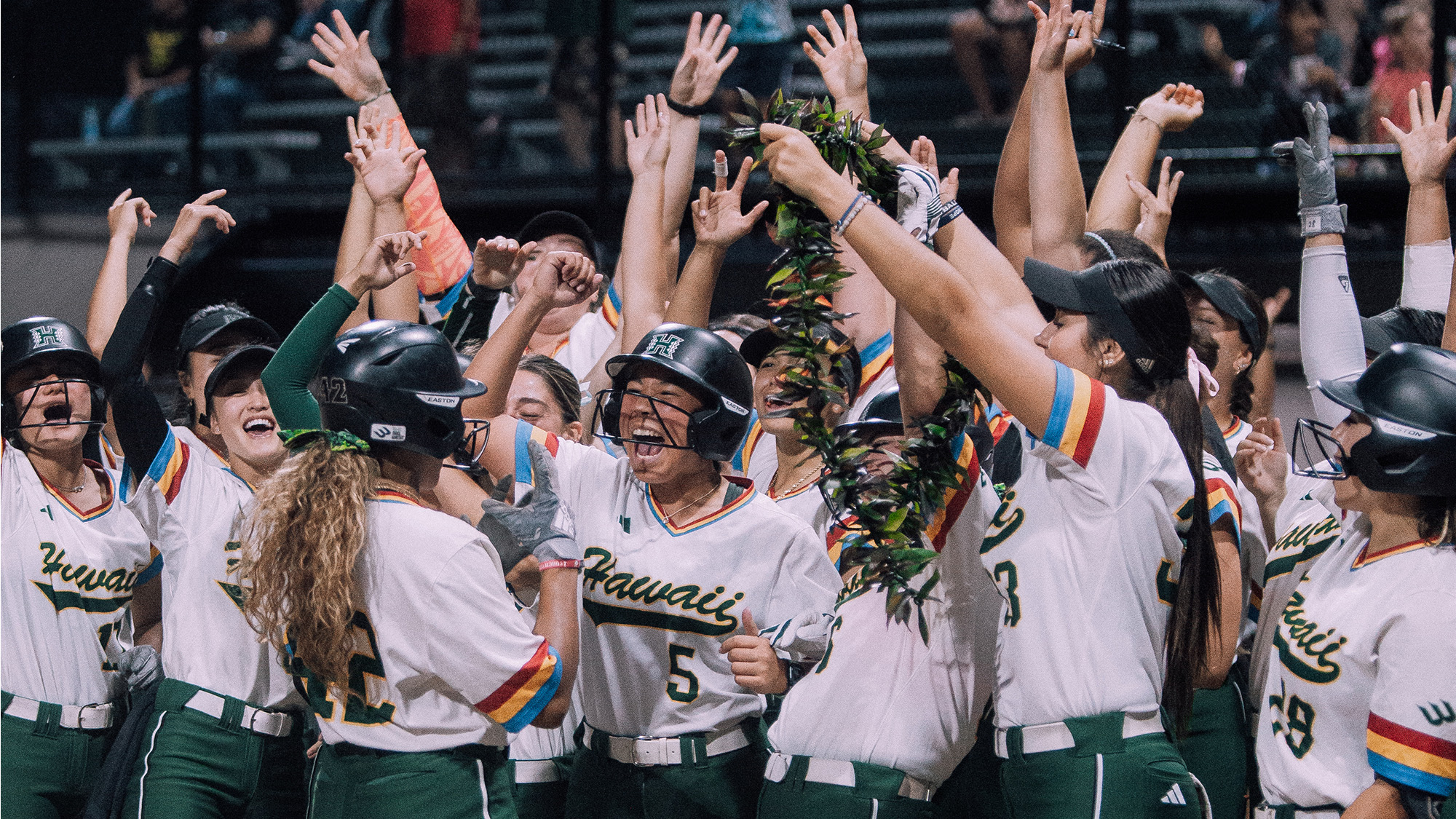 Softball Powers Past Cal State Bakersfield - University of Hawai'i at ...