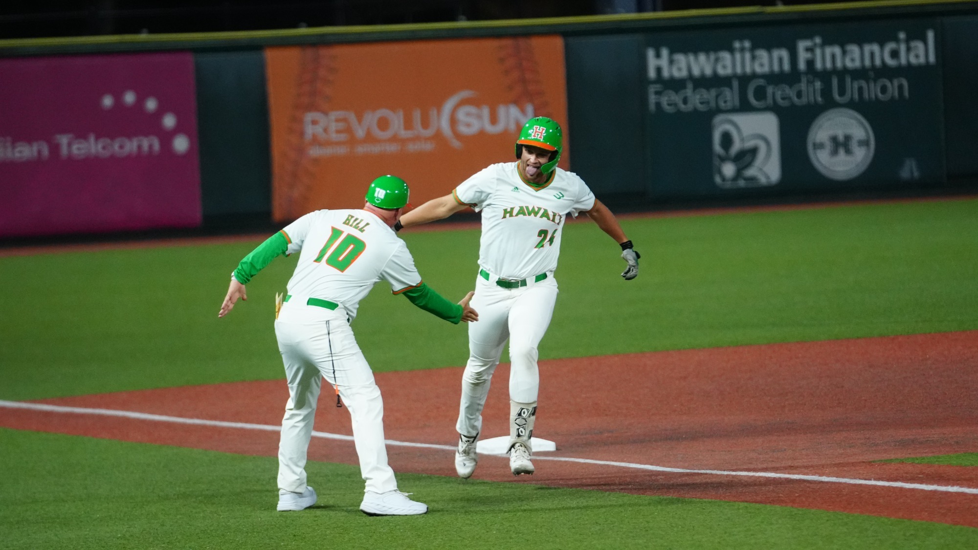 Baseball Beats Hilo to Win Fifth Straight - University of Hawai'i at ...