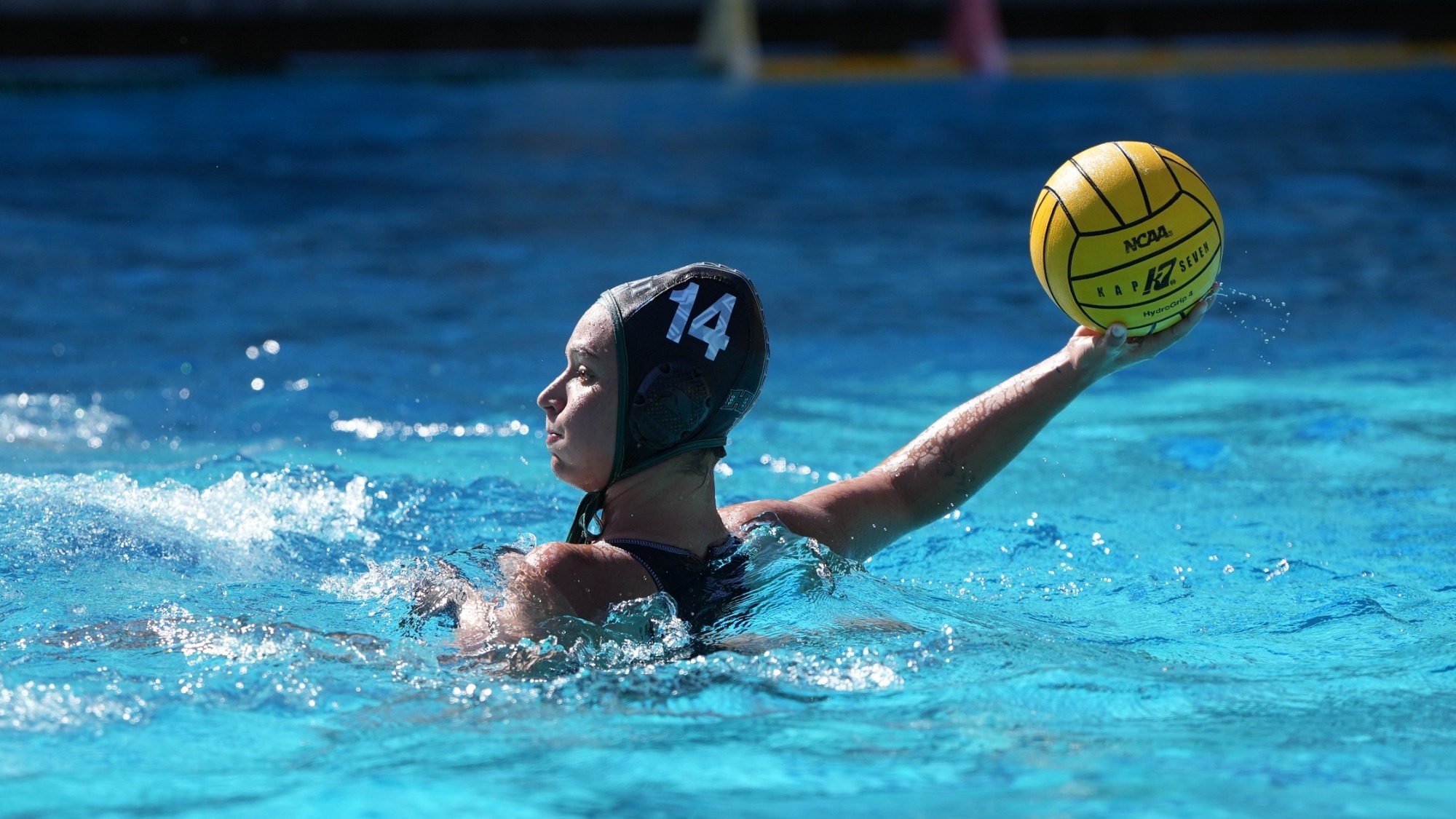 Bia Mantellato Dias - Women's Water Polo - University of Hawai'i at ...