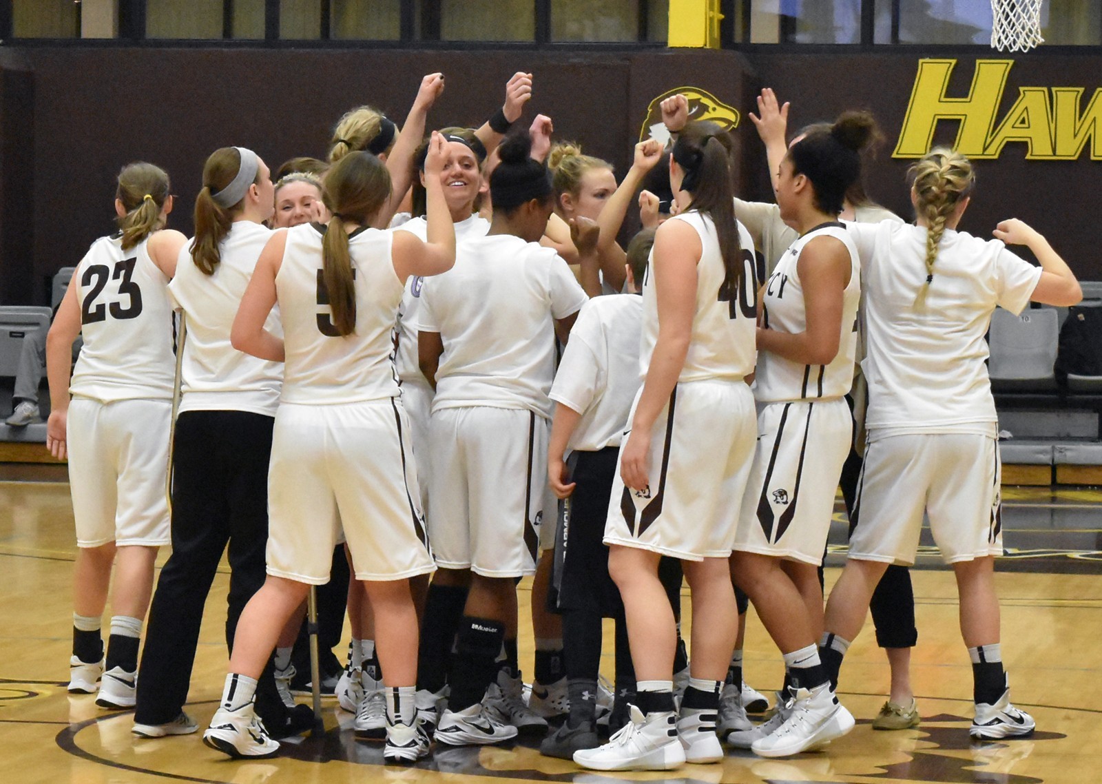 Taylor Hickey - Women's Basketball - Quincy University Athletics