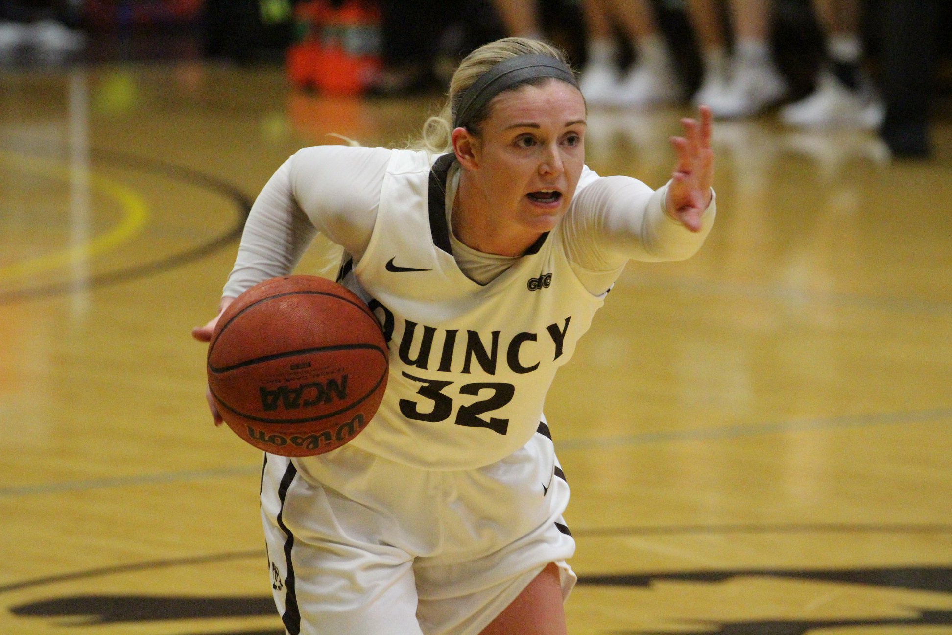 Taylor Hickey - Women's Basketball - Quincy University Athletics