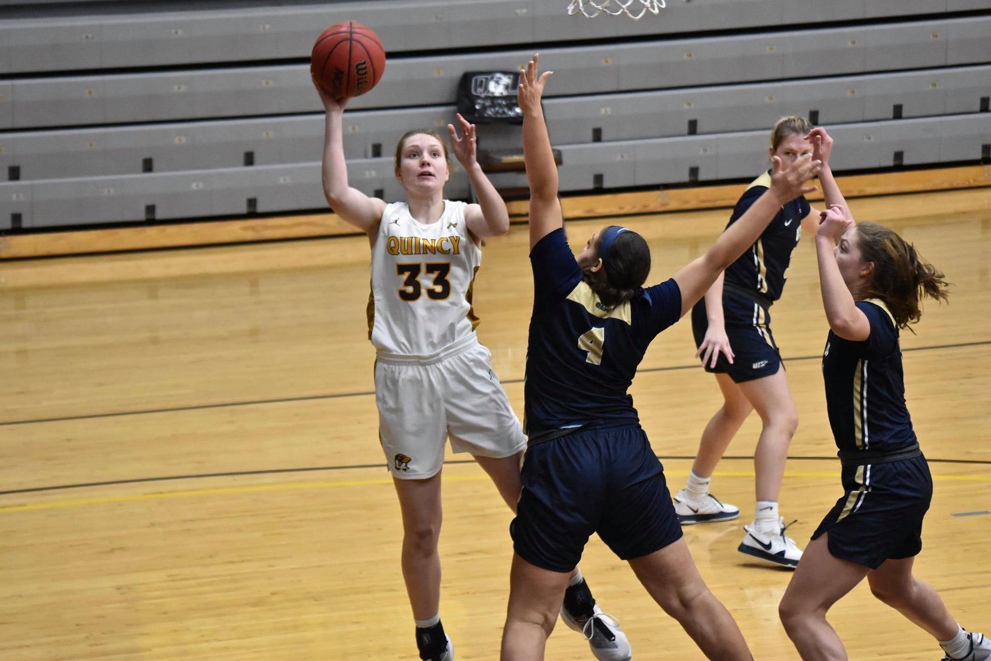 Sarah Nelson - Women's Basketball - Quincy University Athletics