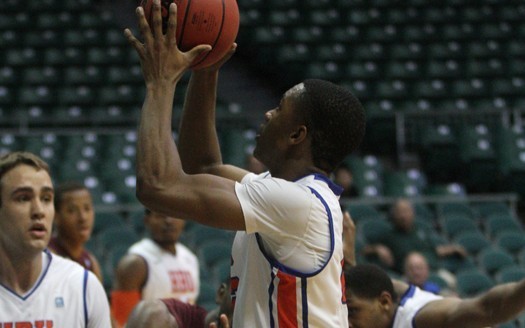 Dauson Womack - Men's Basketball - Houston Christian University Athletics