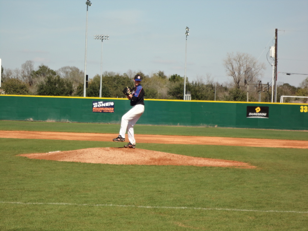 Tyler Hoelscher - Baseball - Houston Christian University Athletics