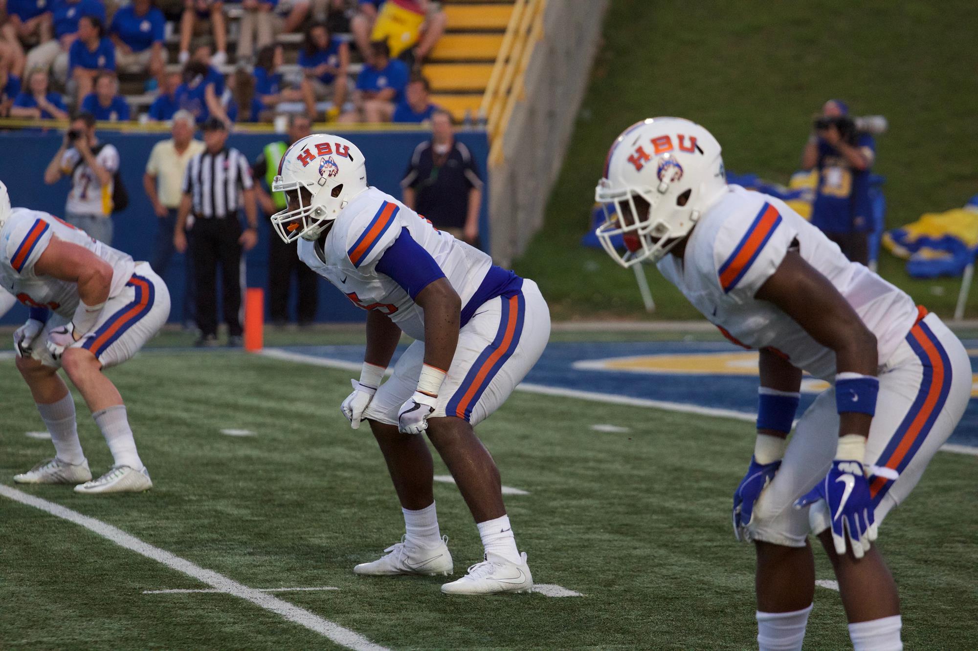 Quentin Peeples - Football - Houston Christian University Athletics