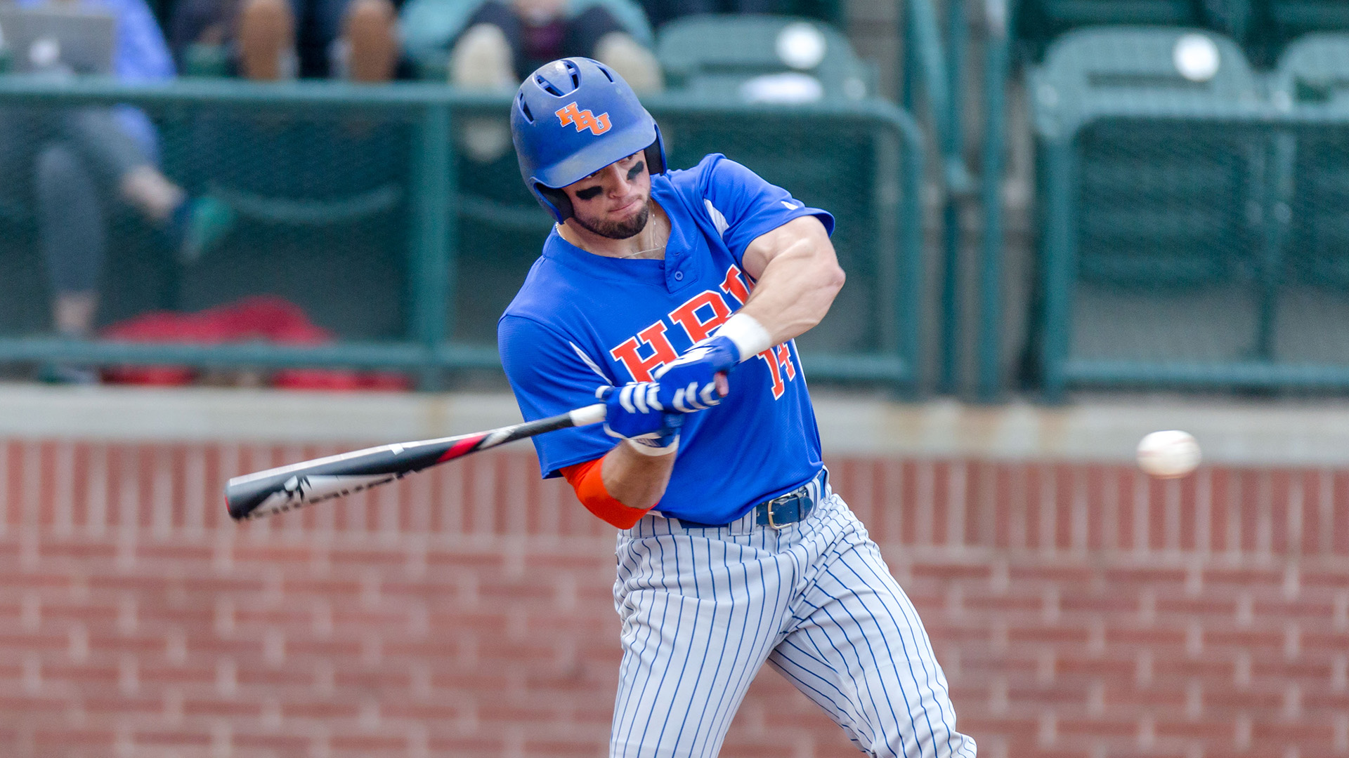 Spencer Halloran - Baseball - Houston Christian University Athletics