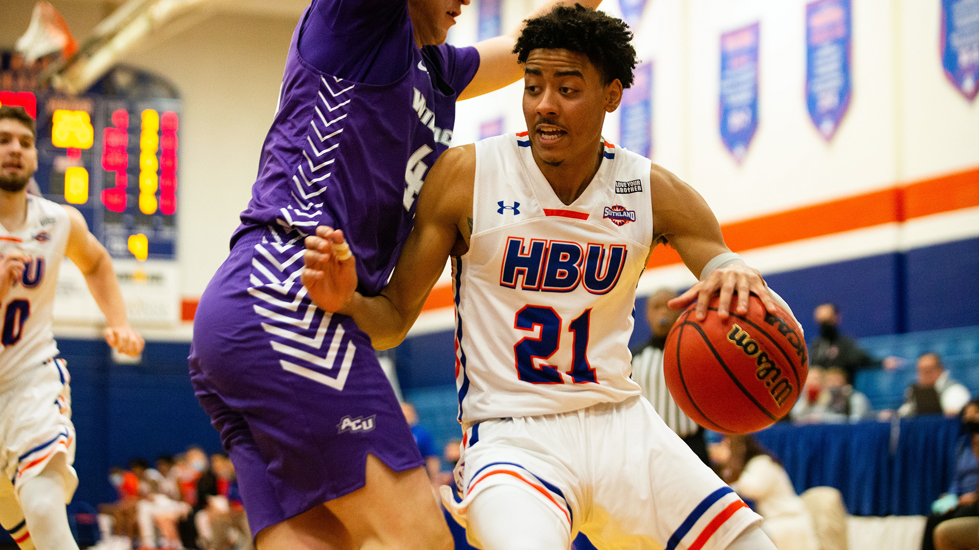 Pedro Castro - Men's Basketball - Houston Christian University Athletics