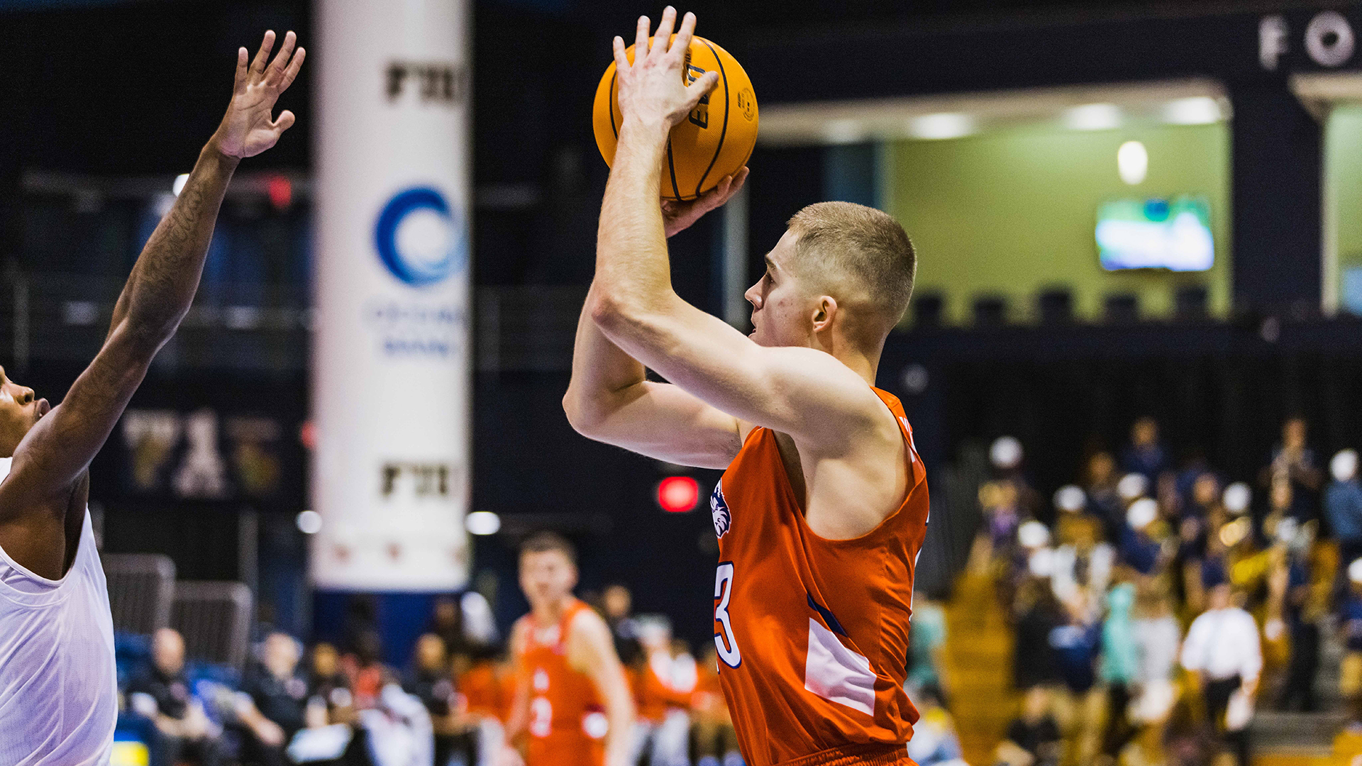 Maks Klanjscek - Men's Basketball - Houston Christian University Athletics