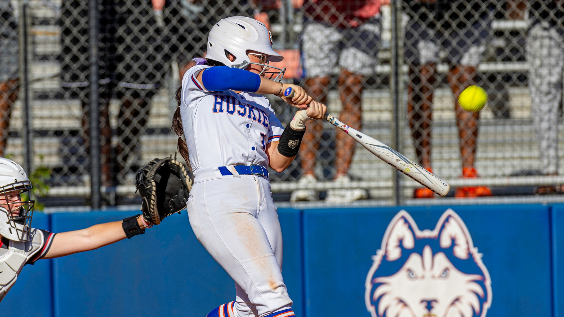 Tabitha Burnett - Softball - Houston Christian University Athletics