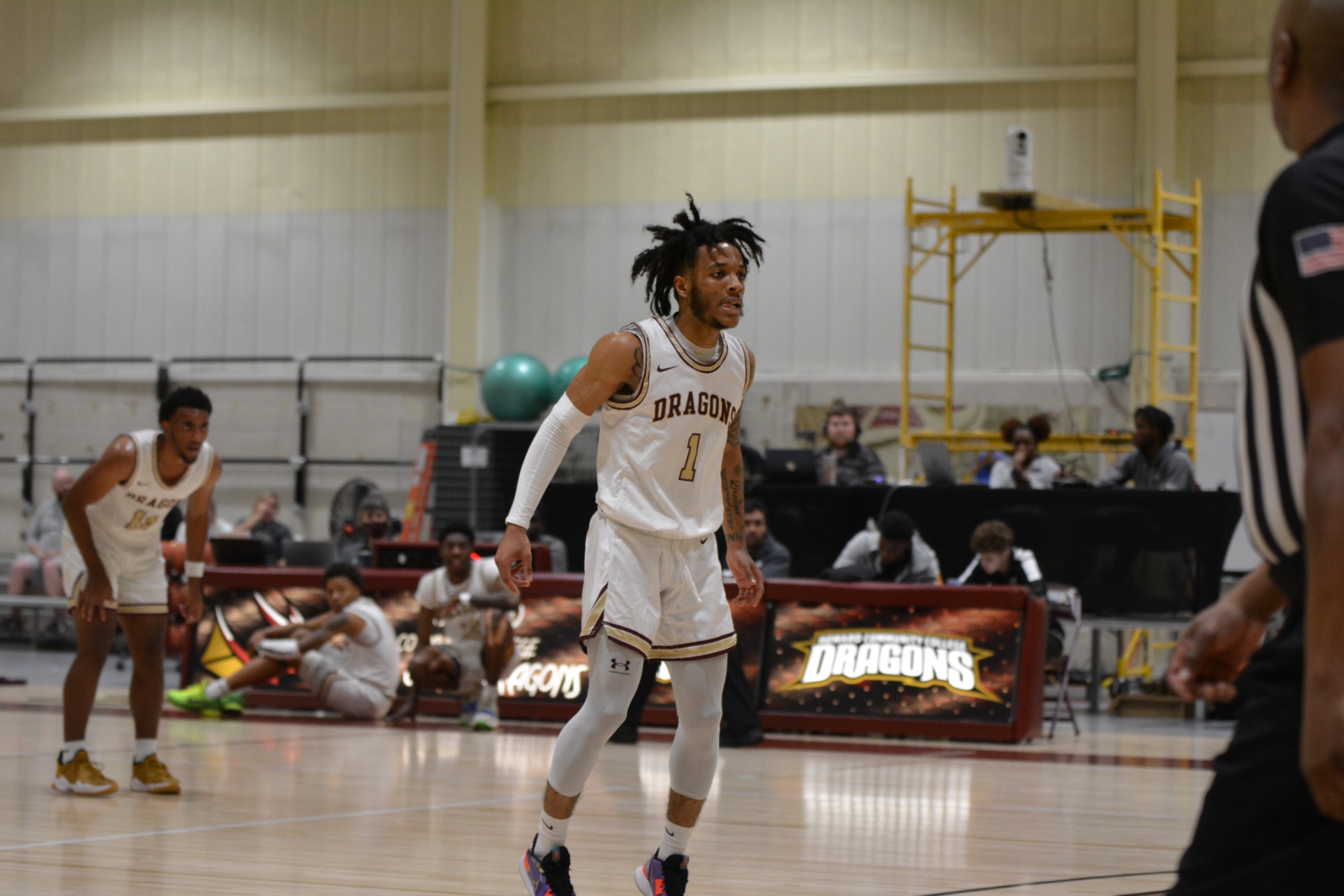 Cecil Completes Comeback Over Dragons 85-76 - Howard Community College ...