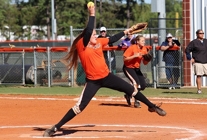 Ariel McDonald - 2016 - Softball - Hendrix College Athletics