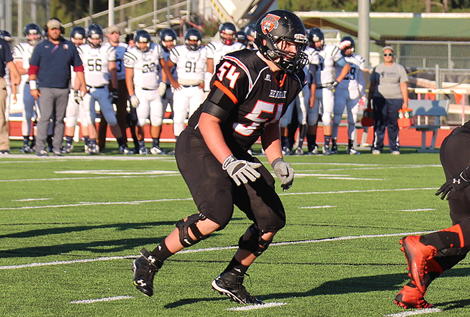 Sam Struebing - 2017 - Football - Hendrix College Athletics