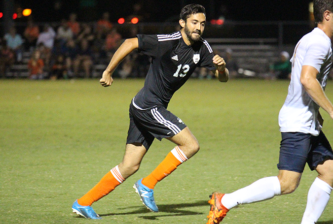 Sebastian Paredes - 2016 - Men's Soccer - Hendrix College Athletics