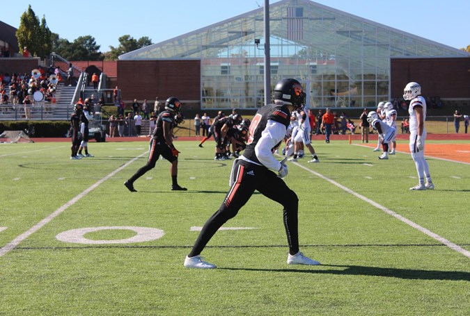 Warriors Fall to Trinity on Senior Day - Hendrix College Athletics