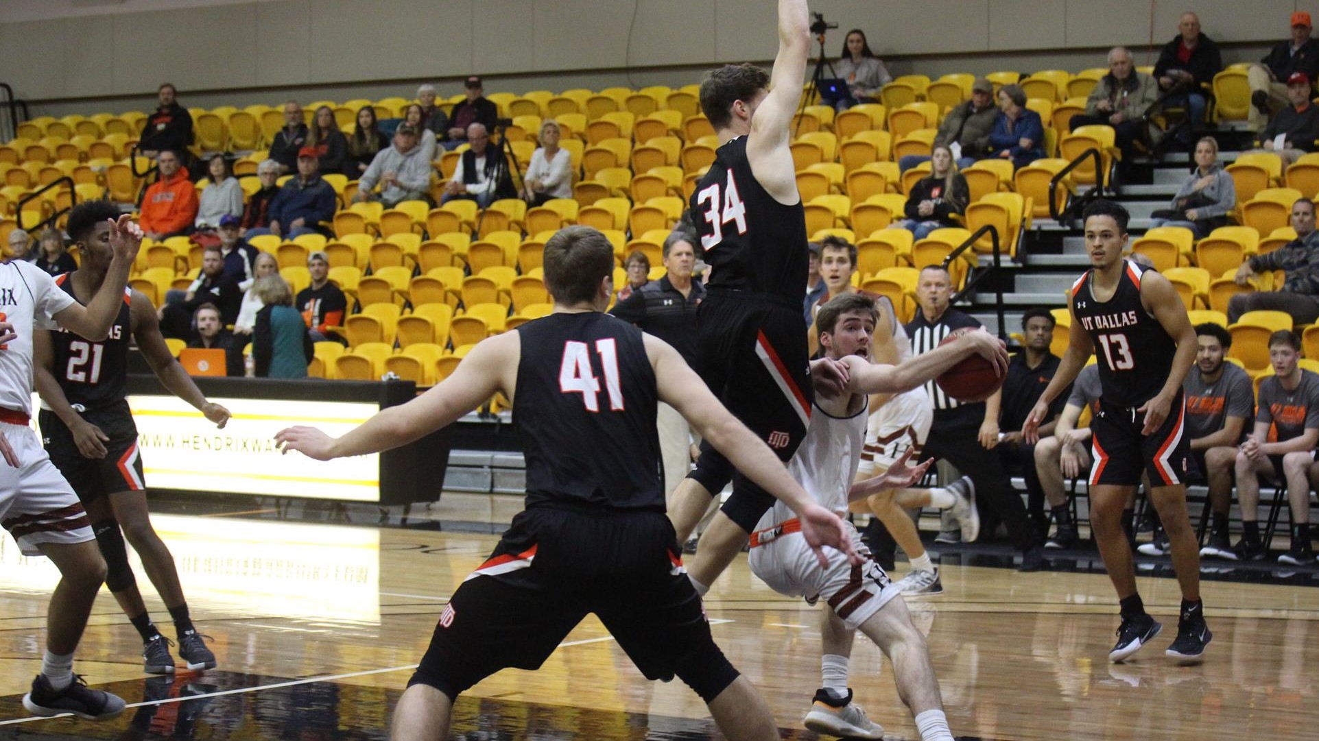 Sean Coman - 2021-22 - Men's Basketball - Hendrix College Athletics