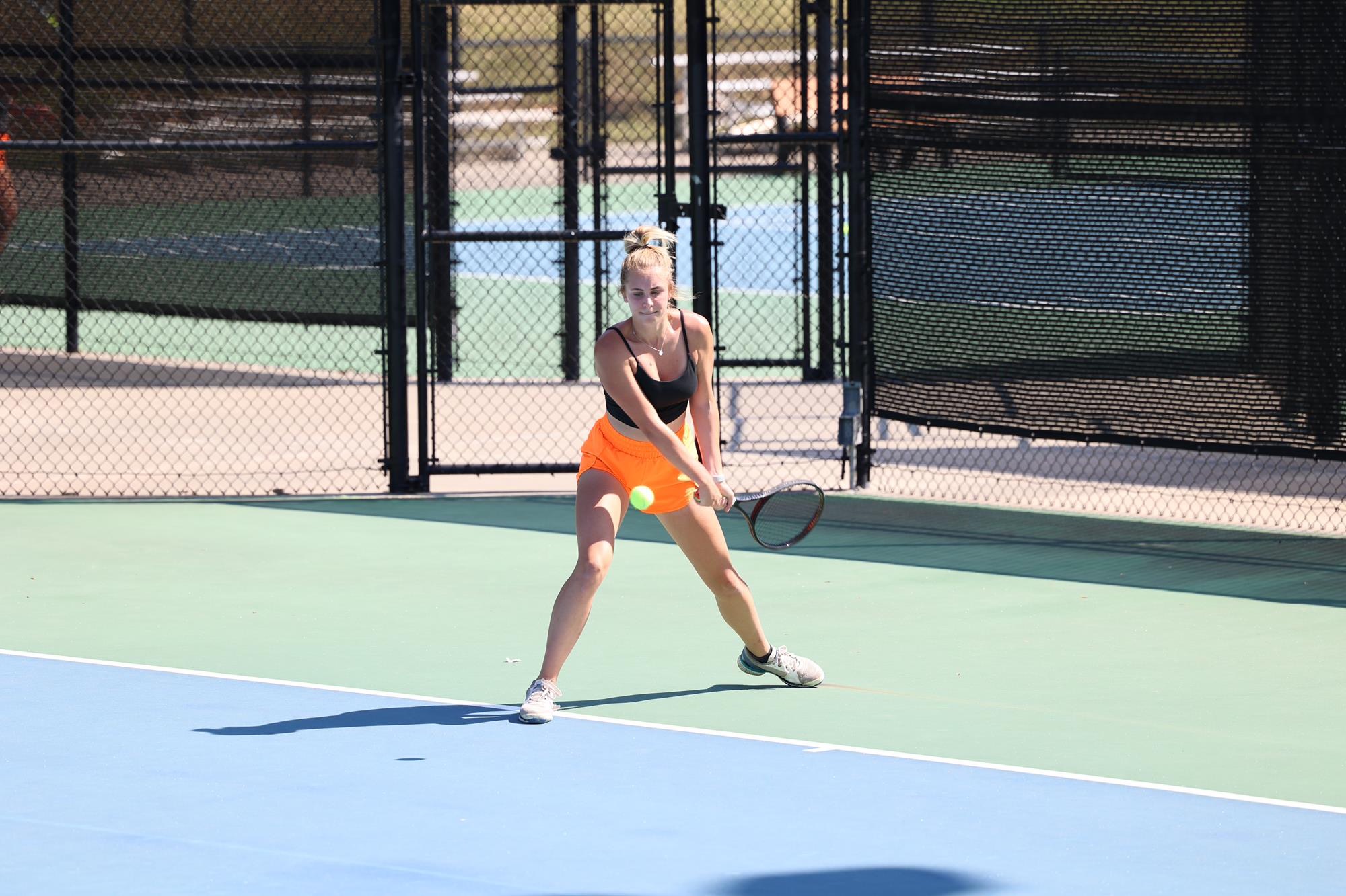 Campbell Christensen - 2023-24 - Women's Tennis - Hendrix College Athletics