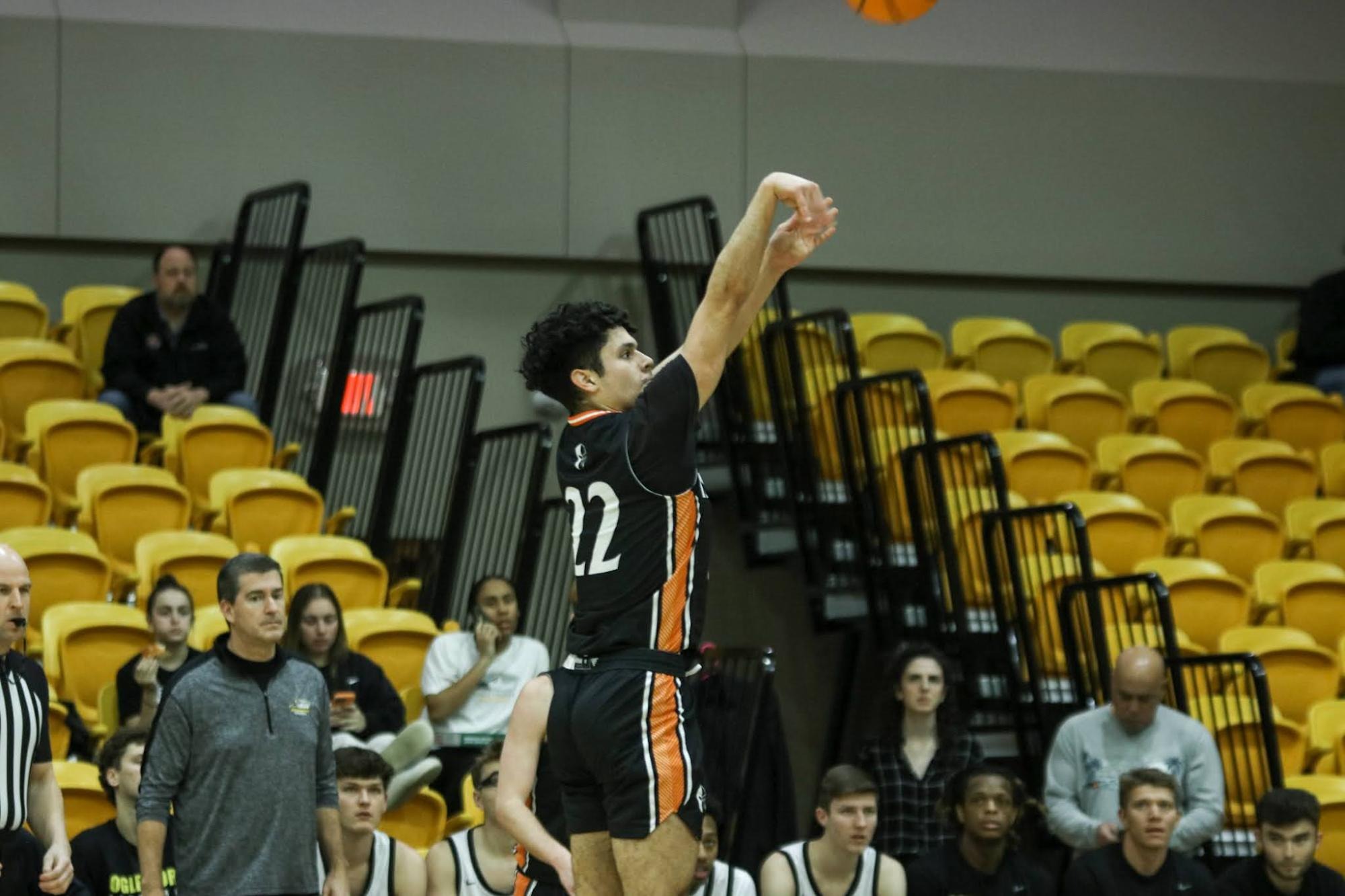 Jaden Torres - 2022-23 - Men's Basketball - Hendrix College Athletics
