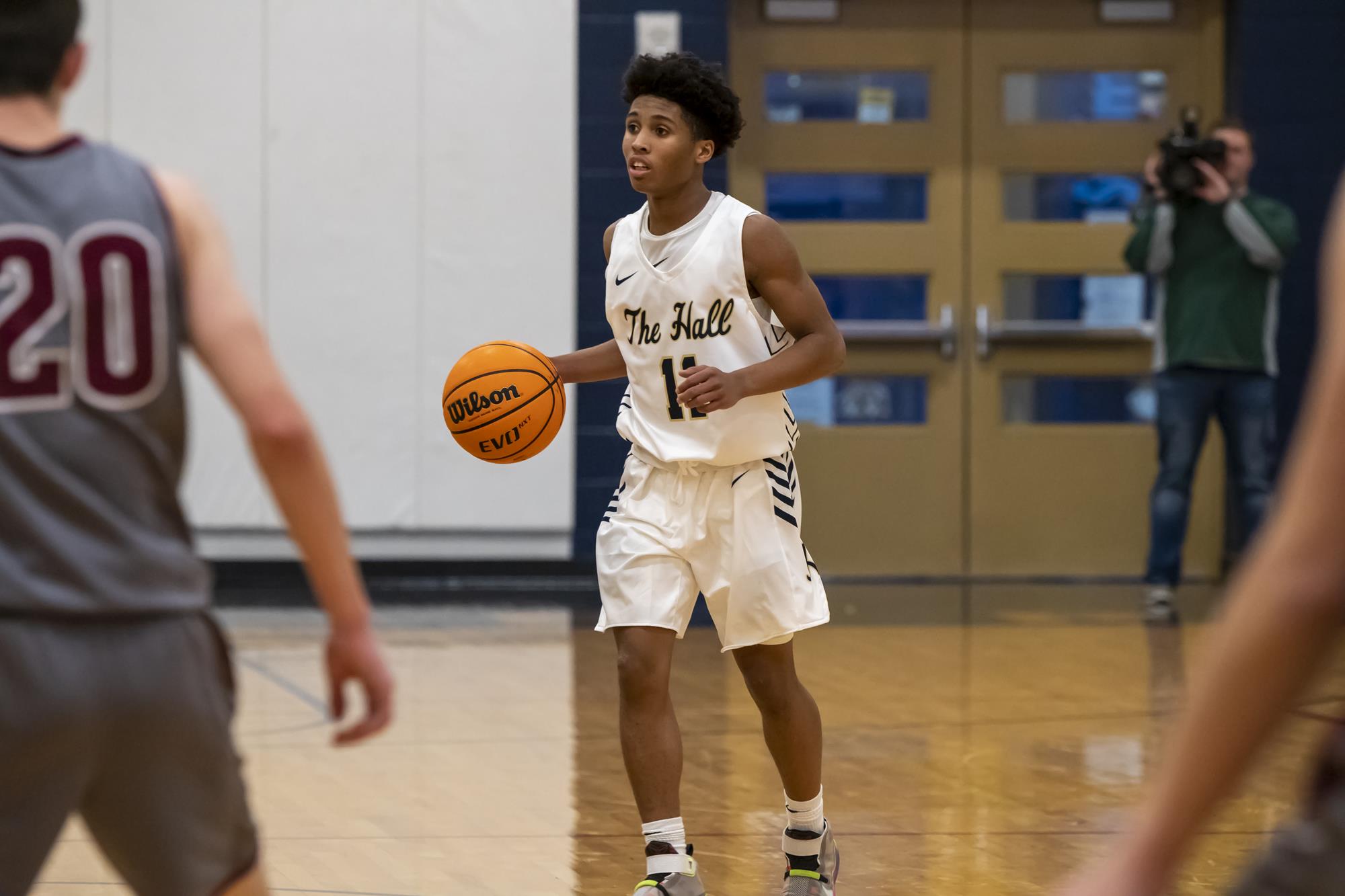 Miles Perry - Men's Basketball - Heritage Hall Athletics