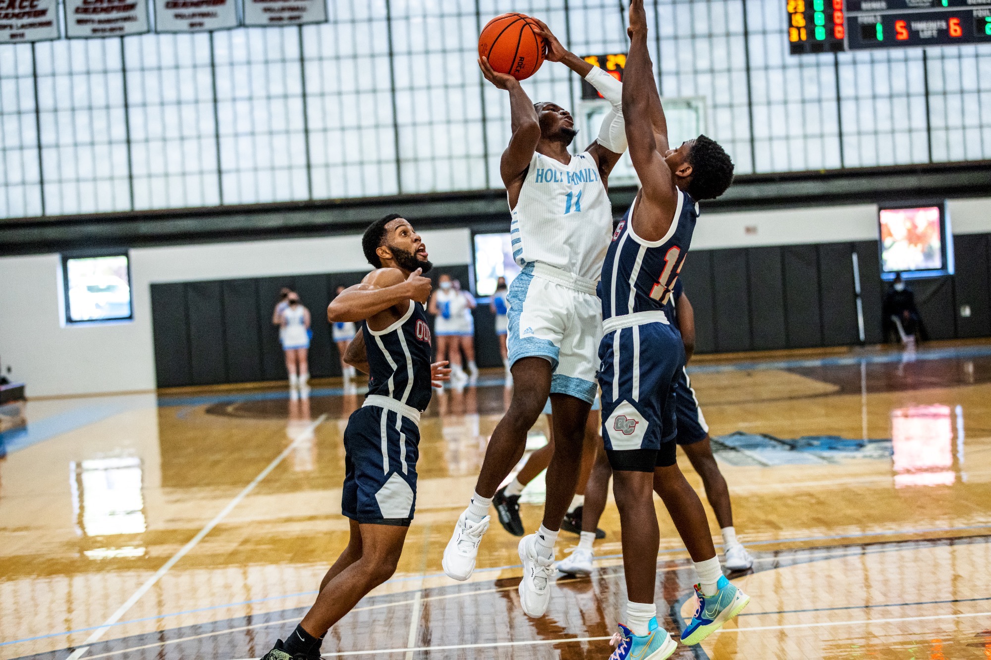 Queens Pulls Away from Men’s Basketball, Handing Tigers First Loss ...