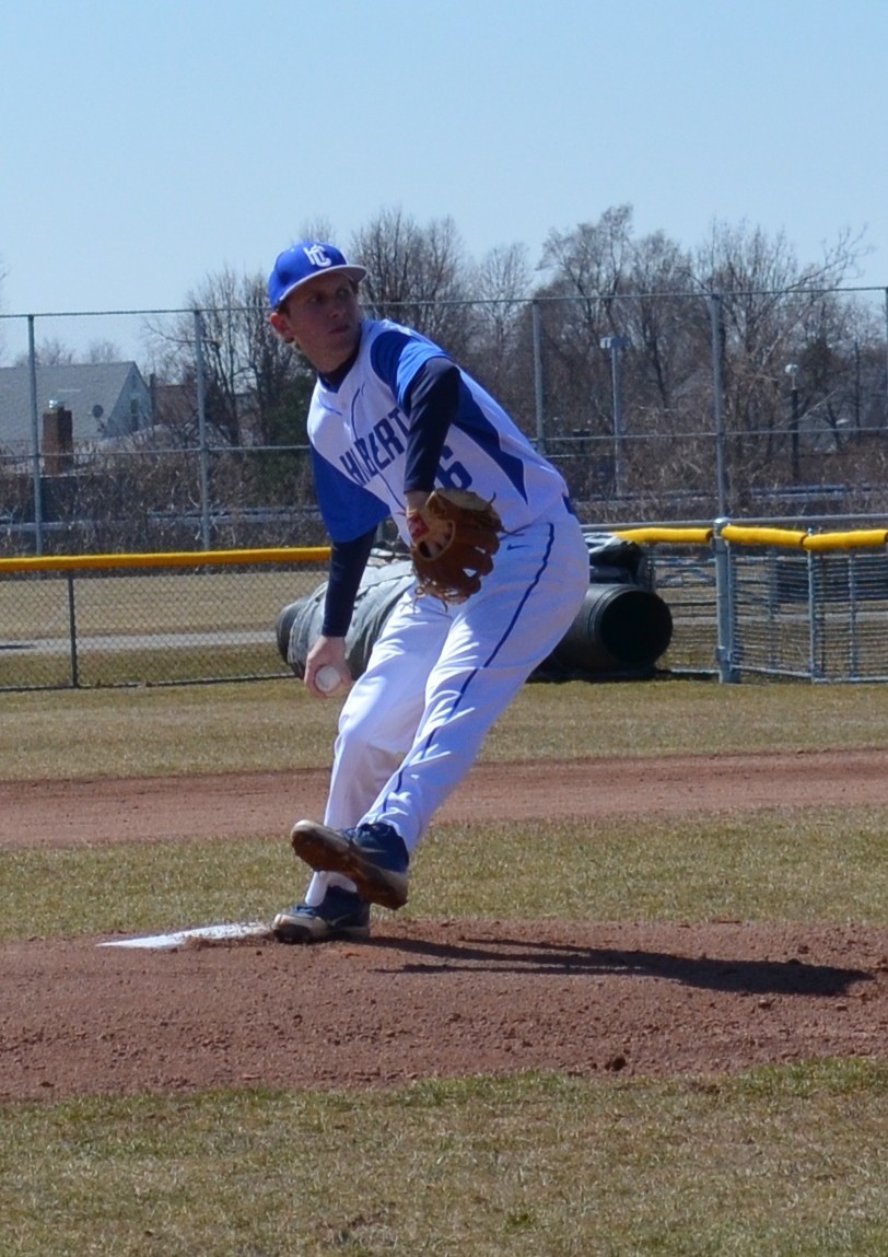 Justin Crawley - Baseball - Hilbert College Athletics