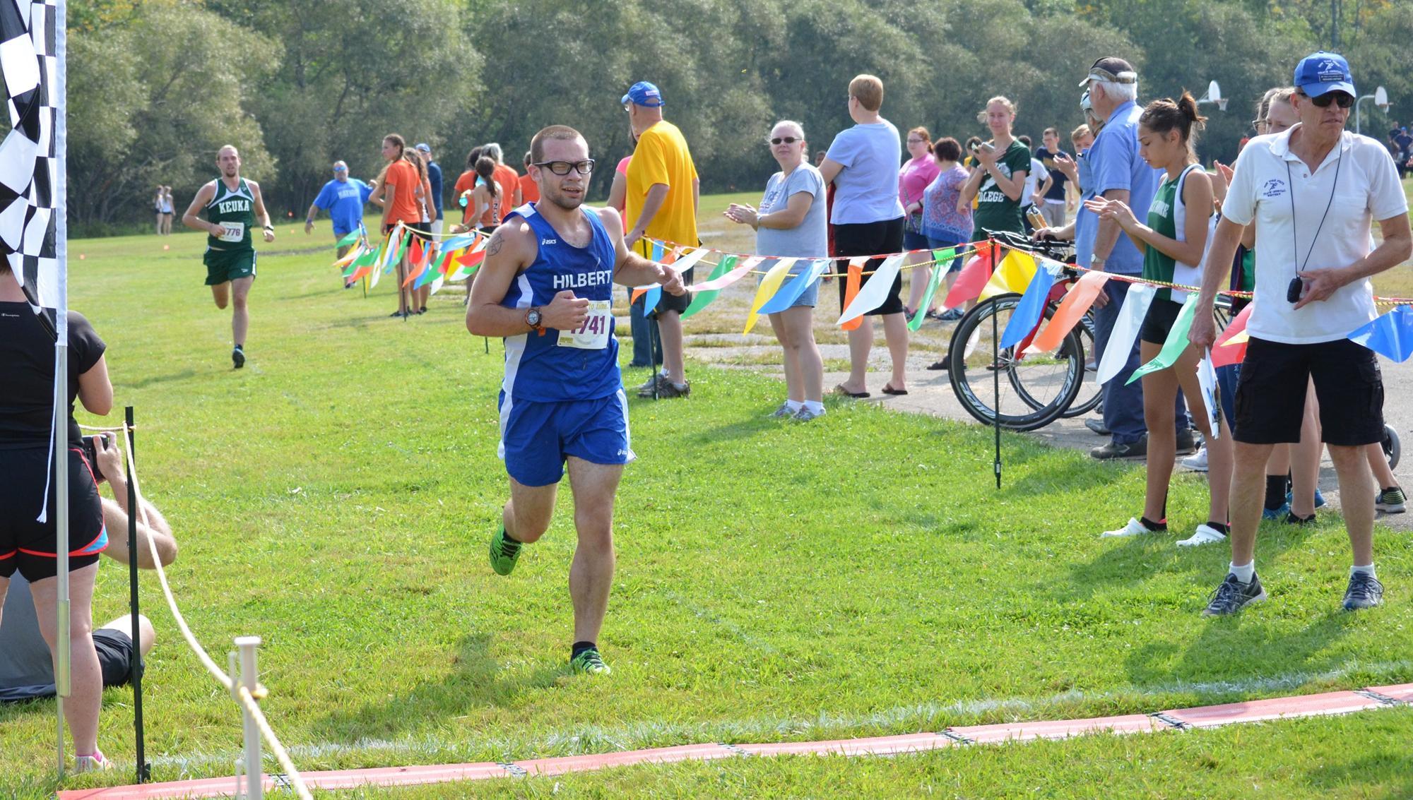 Adam Droz - Men's Cross Country - Hilbert College Athletics