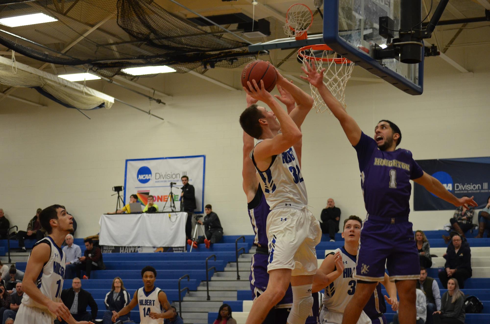 Joseph Braniecki - Men's Basketball - Hilbert College Athletics
