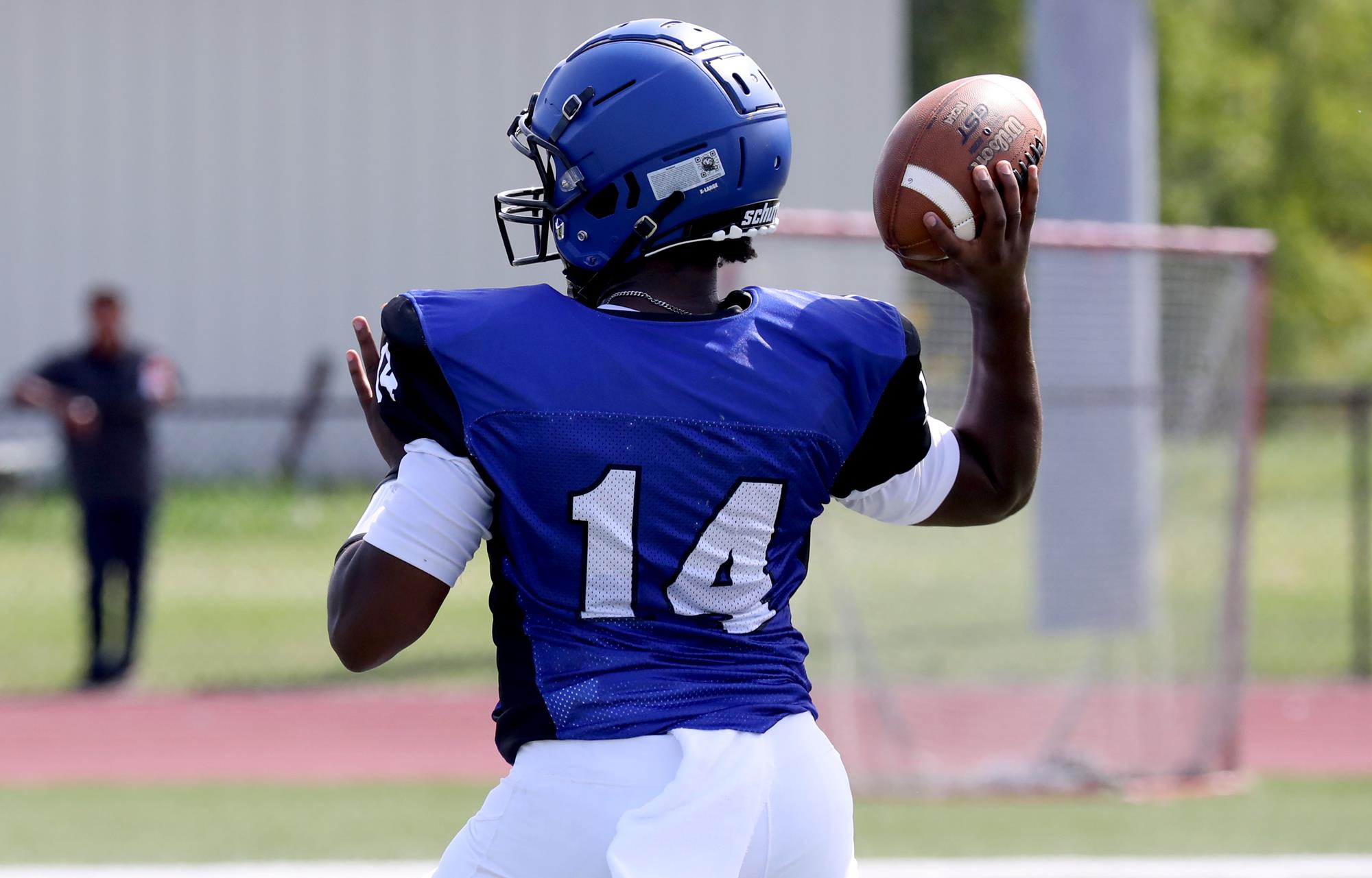 Jeremiah Caviness - Football - Hilbert College Athletics