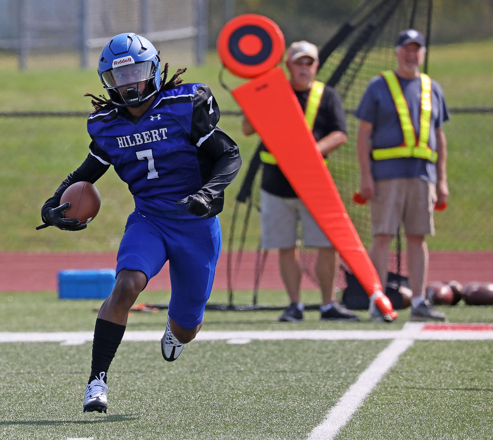 Andre Augustiniak - Football - Hilbert College Athletics