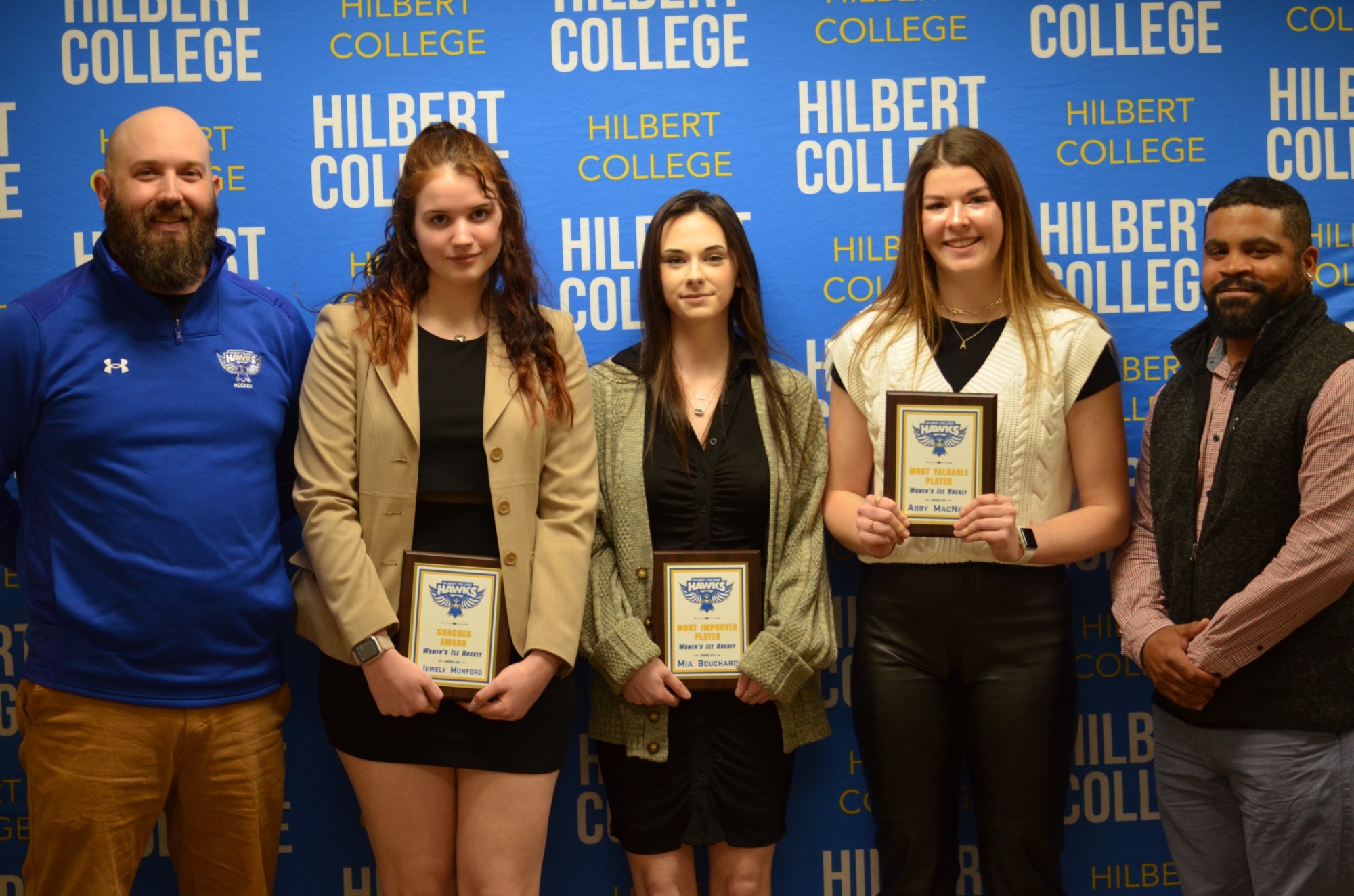 Mia Bouchard - Women's Ice Hockey - Hilbert College Athletics