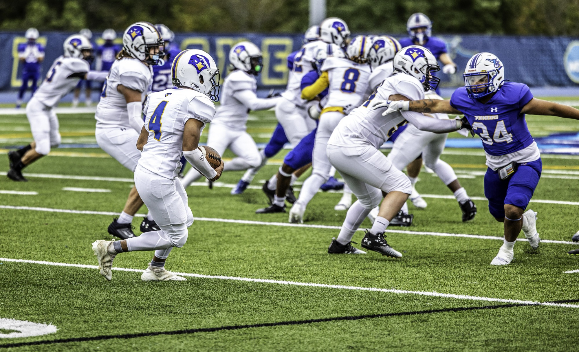 Xzavion Galarza - Football - Hilbert College Athletics