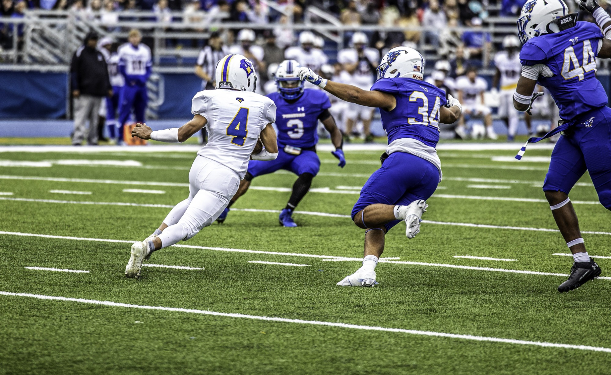 Xzavion Galarza - Football - Hilbert College Athletics