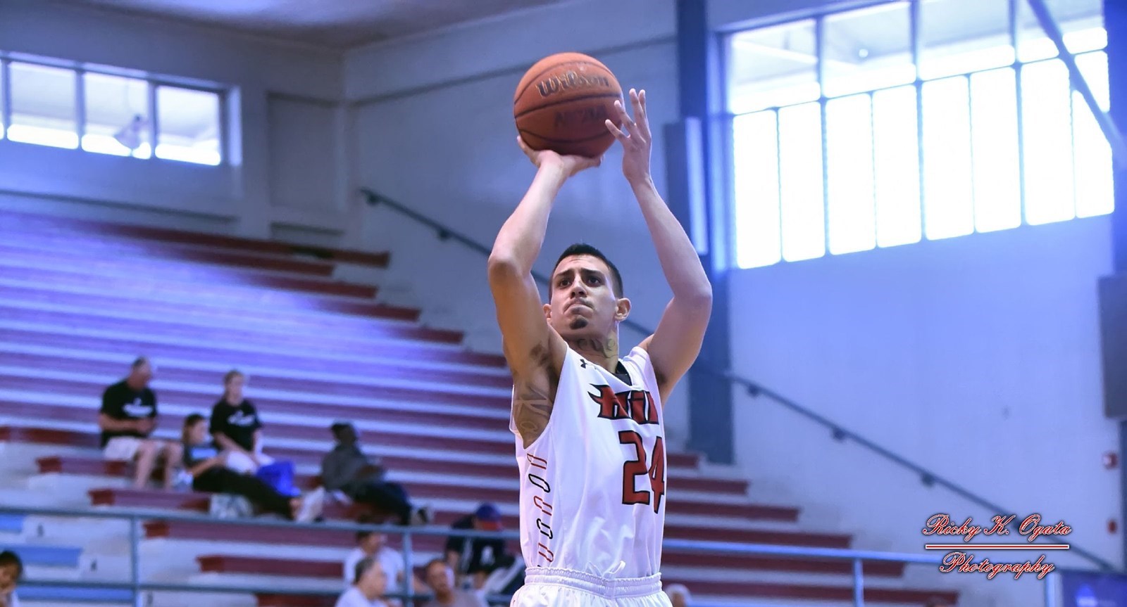 Ryan Reyes - Men's Basketball - Hawai'i Hilo Vulcans Athletics