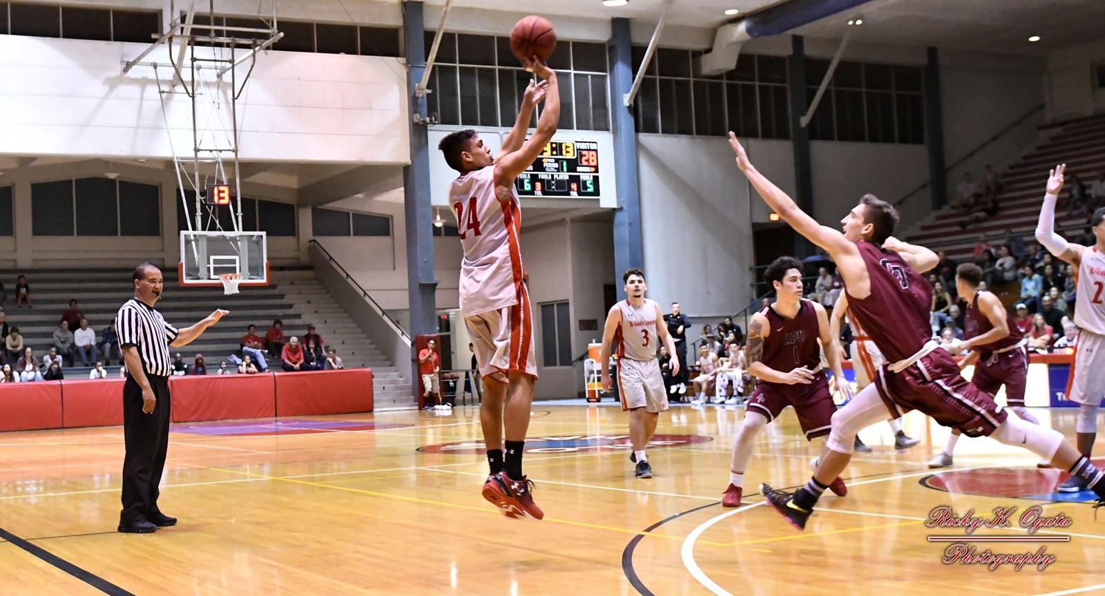 Ryan Reyes - Men's Basketball - Hawai'i Hilo Vulcans Athletics