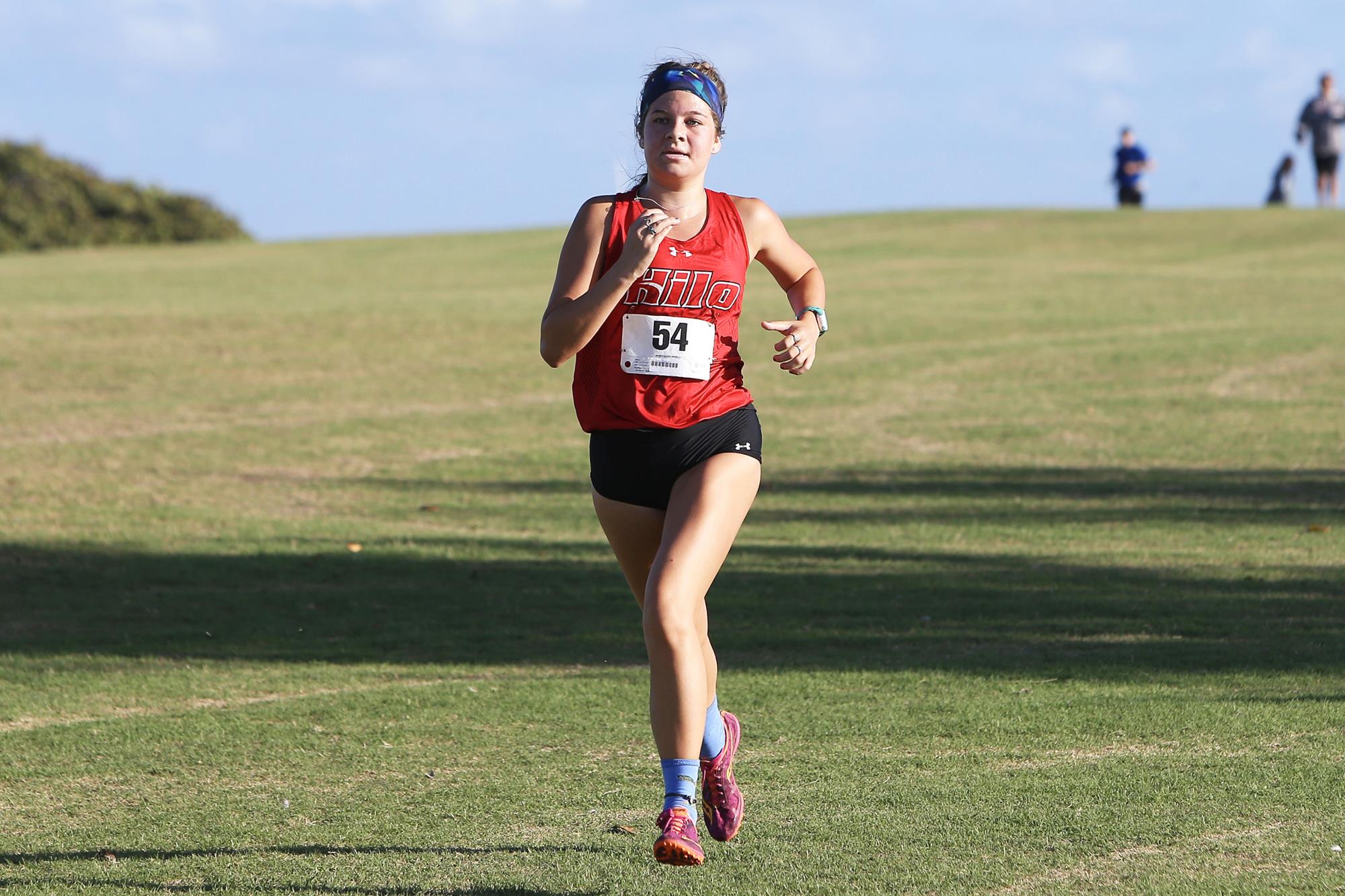 Shaelee West - Women's Cross Country - Hawai'i Hilo Vulcans Athletics
