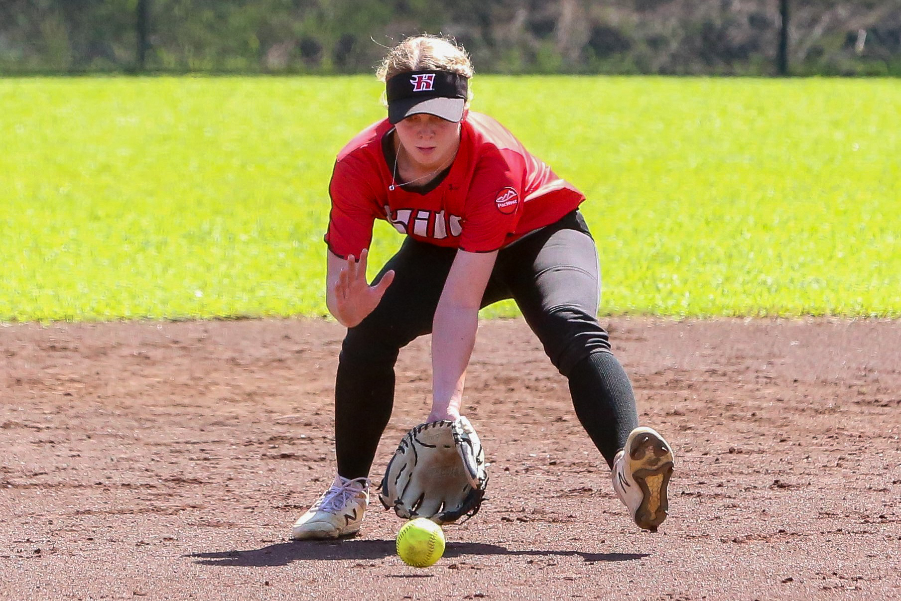 Kenzie Fox - Softball - Hawai'i Hilo Vulcans Athletics