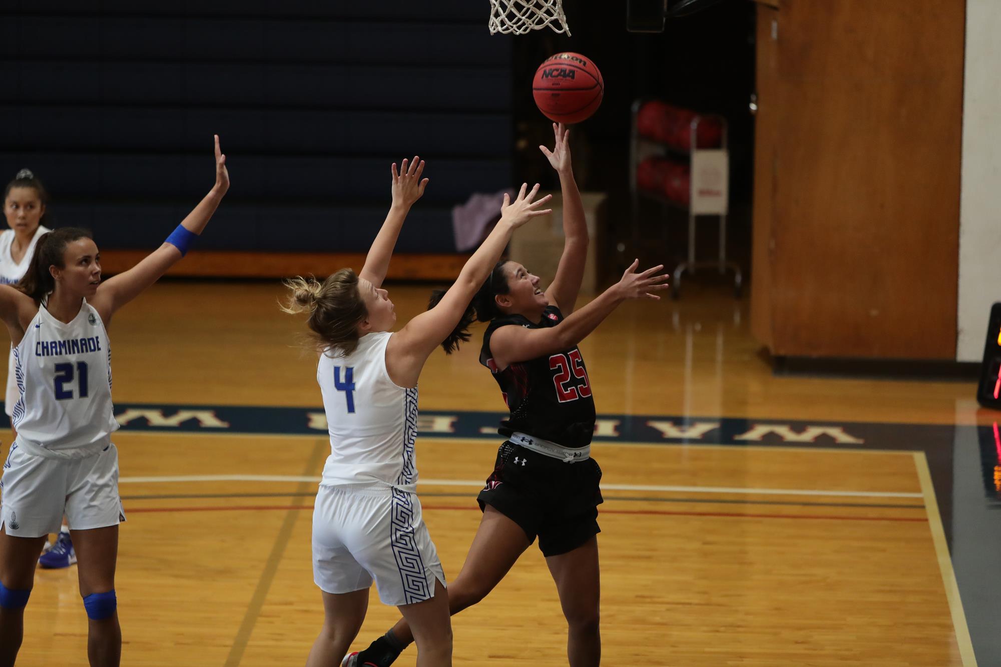 Jenna Waki - Women's Basketball - Hawai'i Hilo Vulcans Athletics