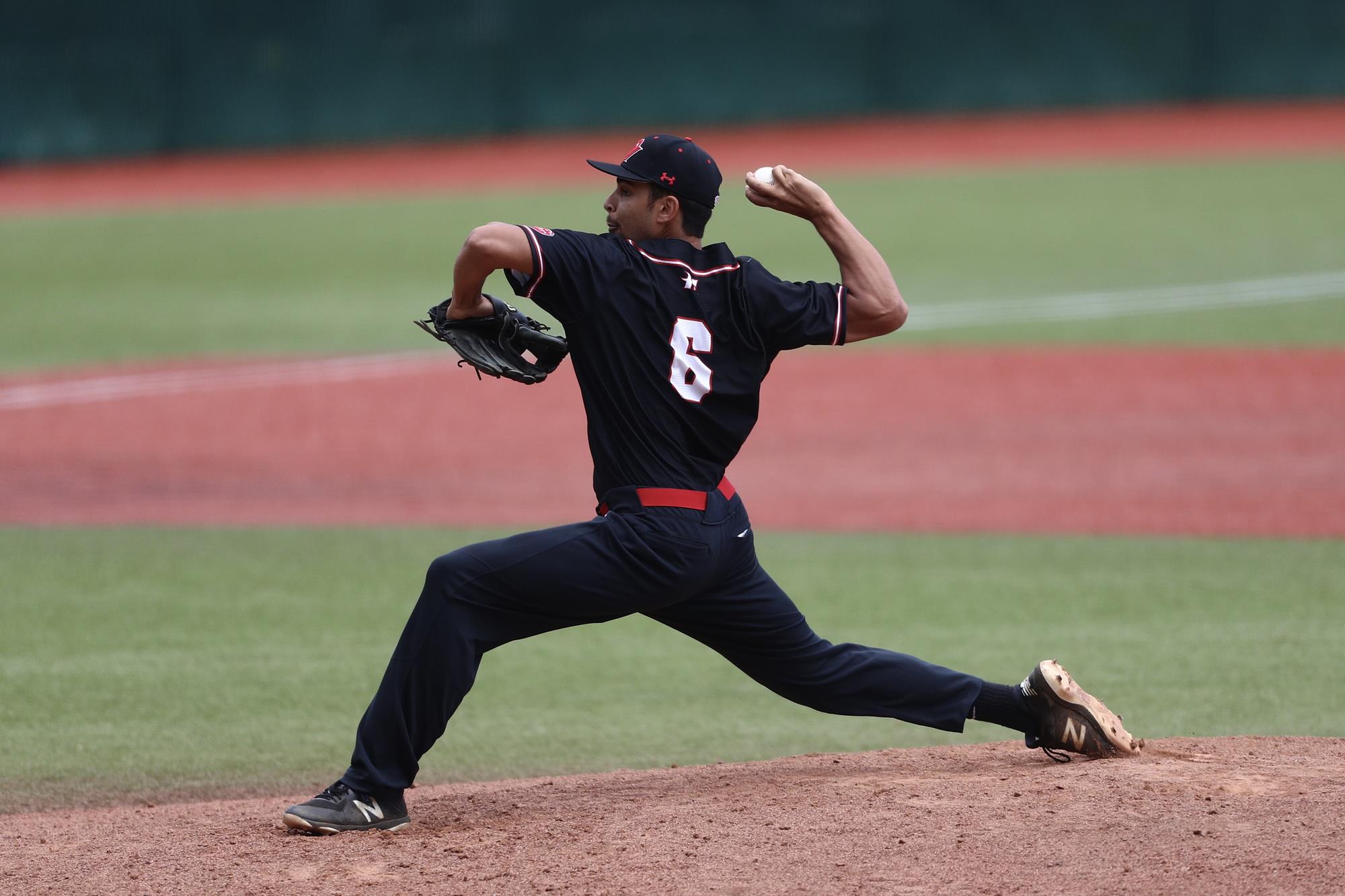 Christian Sadler - Baseball - Hawai'i Hilo Vulcans Athletics