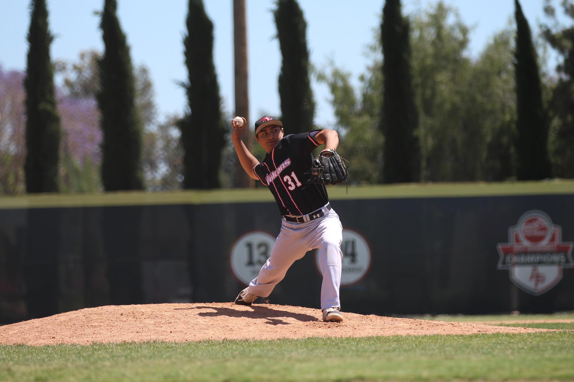Jamieson Hirayama - Baseball - Hawai'i Hilo Vulcans Athletics