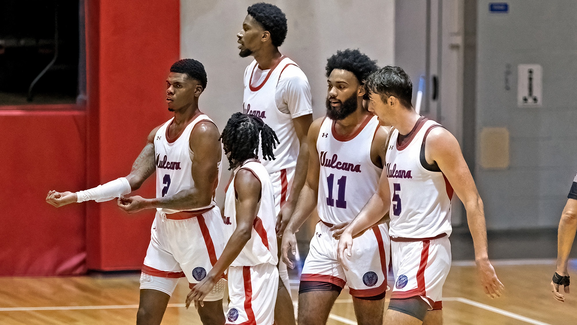 Carlos Ramsey Jr. - Men's Basketball - Hawai'i Hilo Vulcans Athletics
