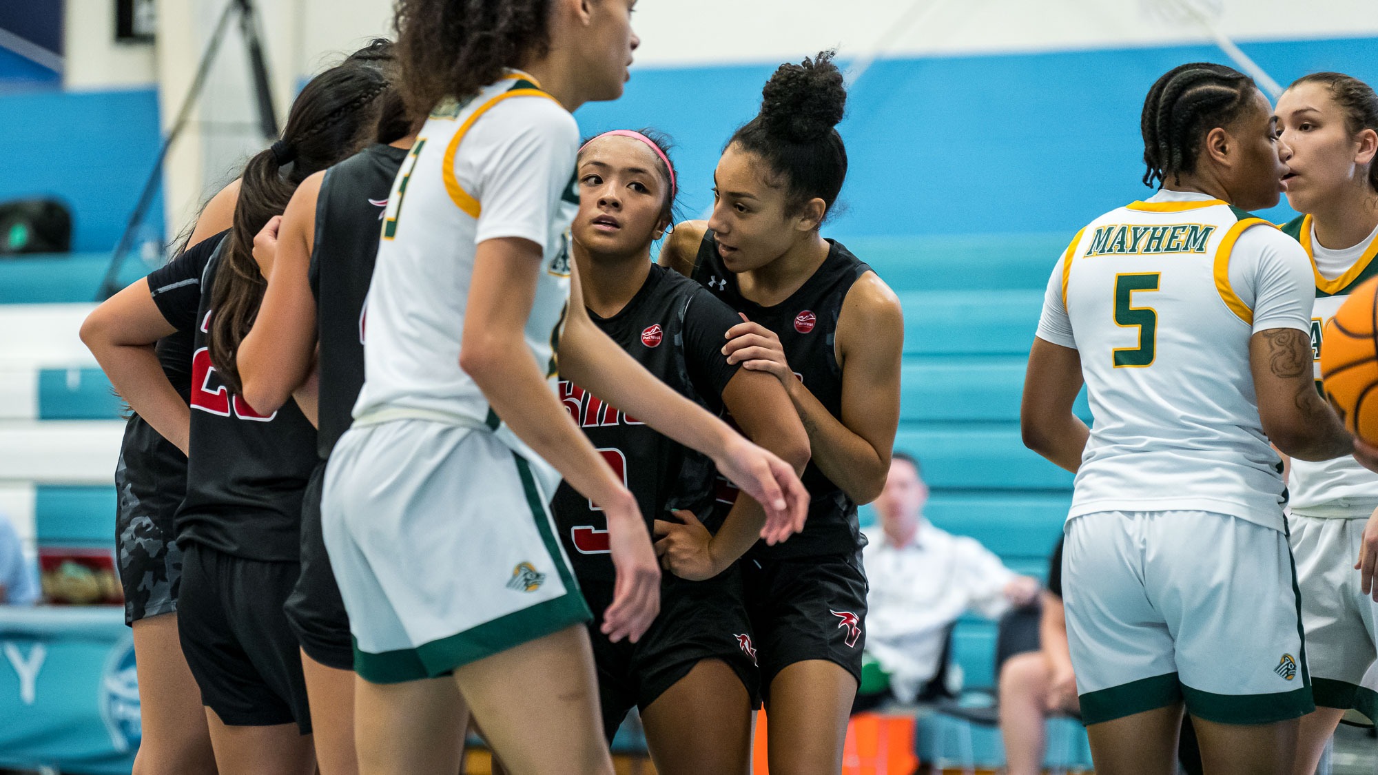Jeniece Harmon - Women's Basketball - Hawai'i Hilo Vulcans Athletics