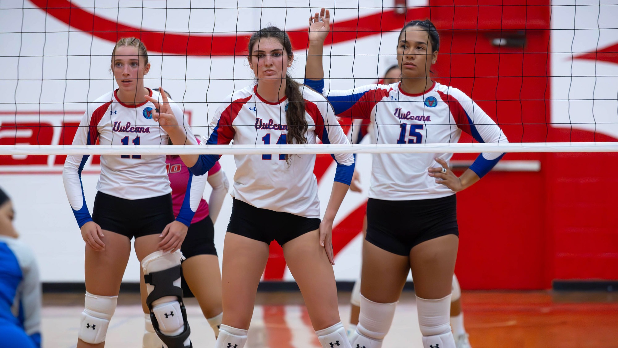 Raelee Samio - Women's Volleyball - Hawai'i Hilo Vulcans Athletics