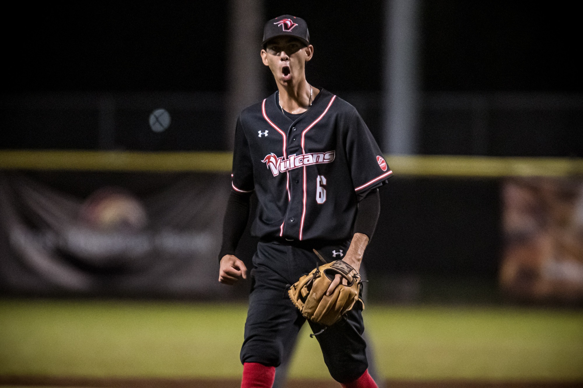Ryan Barry - Baseball - Hawai'i Hilo Vulcans Athletics