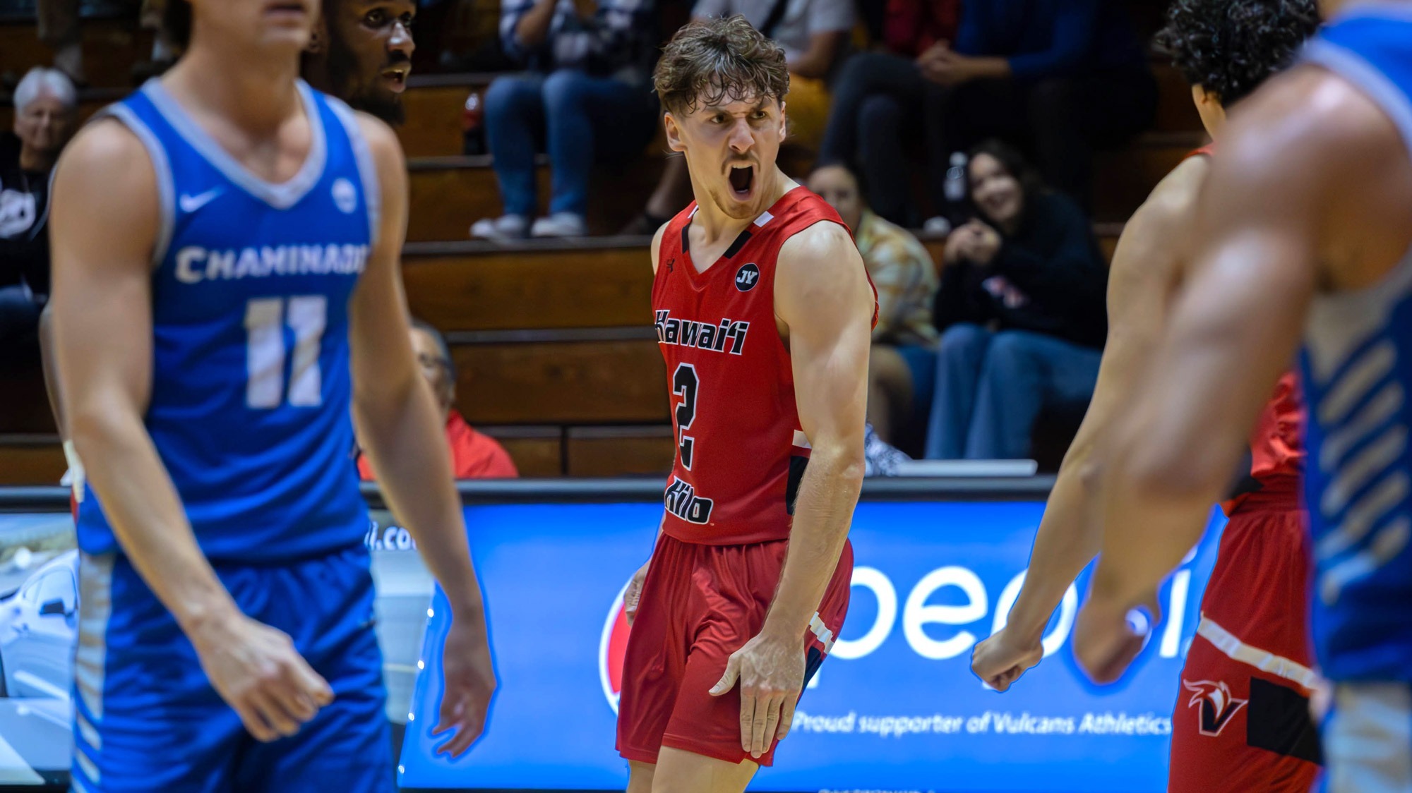 Cameron Wall - Men's Basketball - Hawai'i Hilo Vulcans Athletics