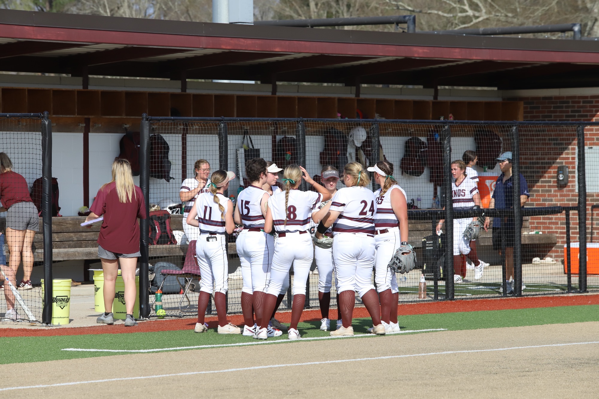 Hinds Softball Sweeps Coahoma in MACCC Play - Hinds Community College ...