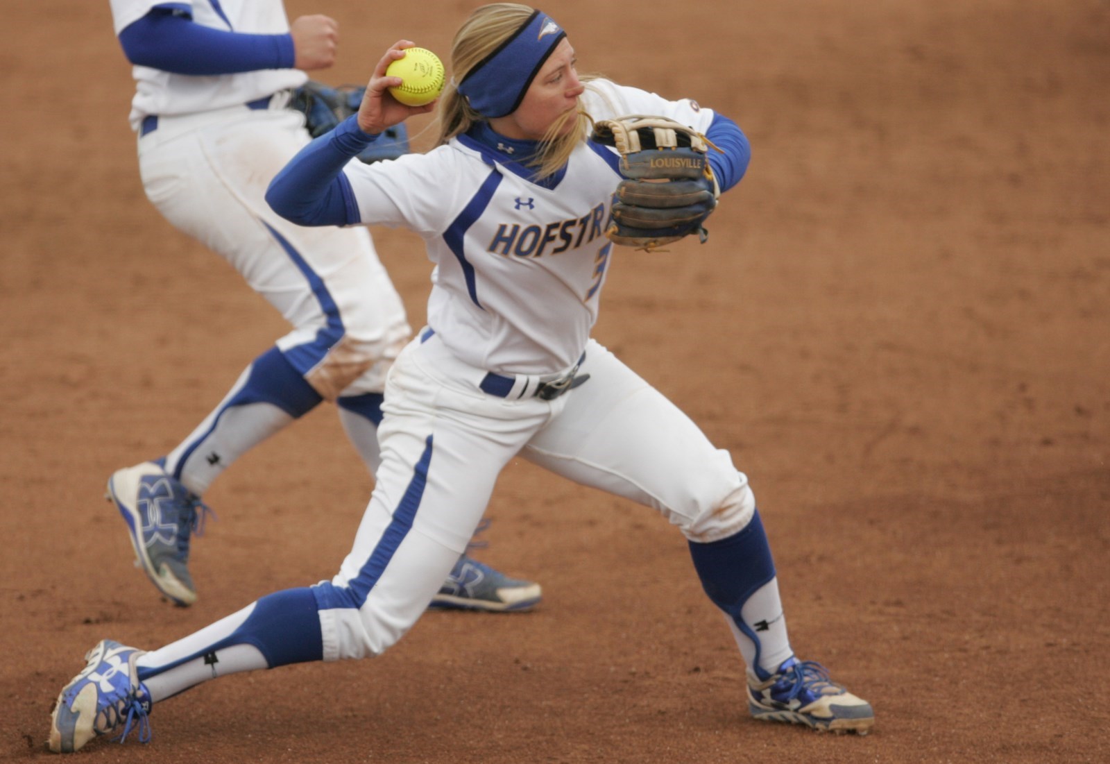 Kim Smith - Softball - Hofstra University Athletics